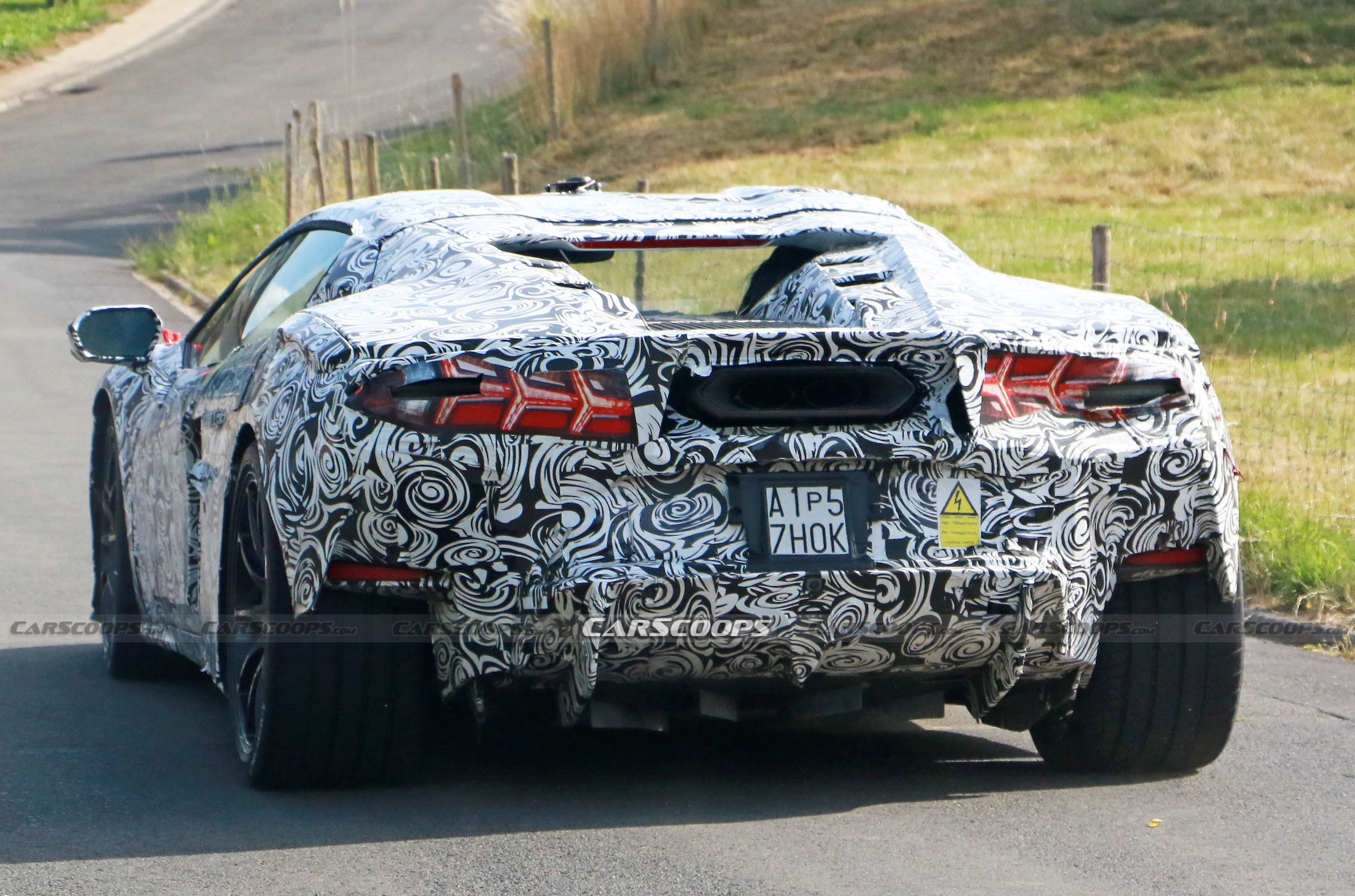Lamborghini Huracan Successor Coming This Year With ‘Bespoke’ V8 Hybrid ...