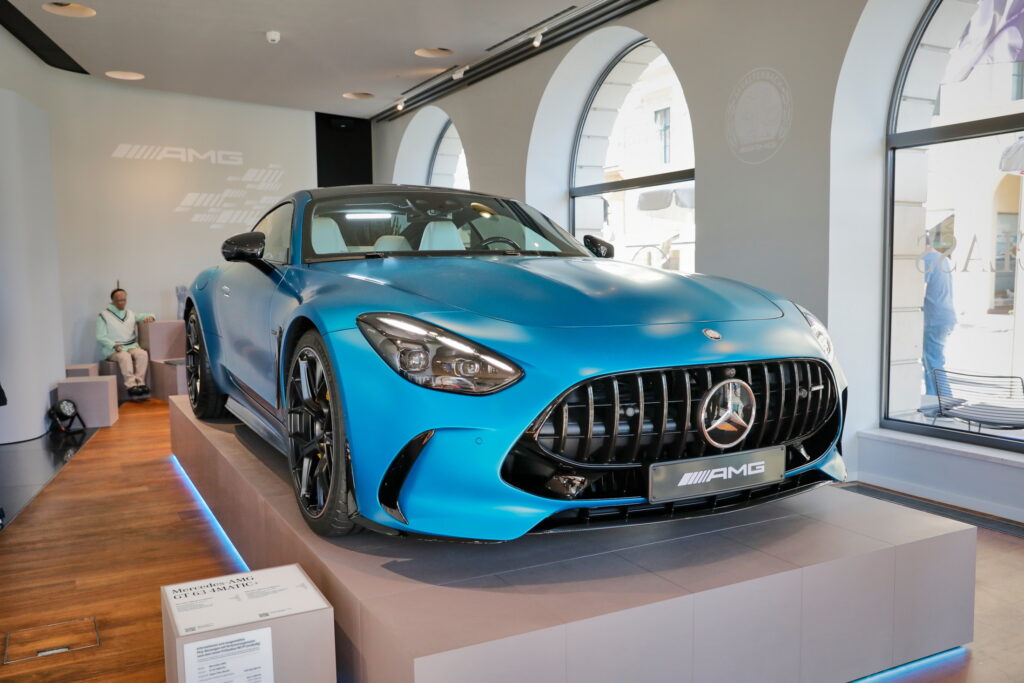 Mercedes-AMG GT Concept E Performance Previews PHEV Sportscar With Over ...