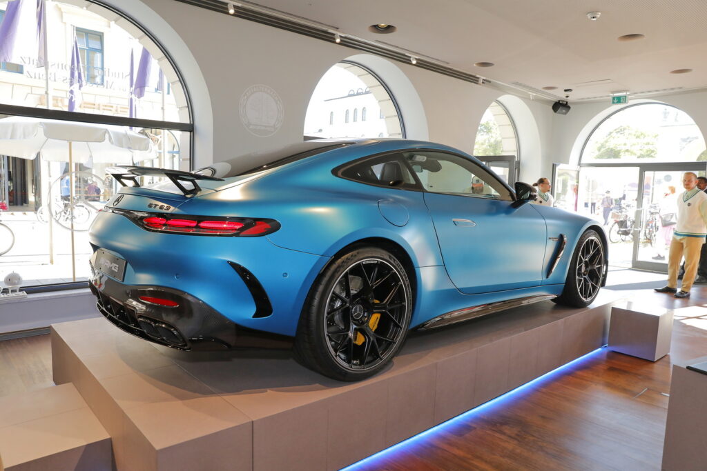 Mercedes-AMG GT Concept E Performance Previews PHEV Sportscar With Over ...