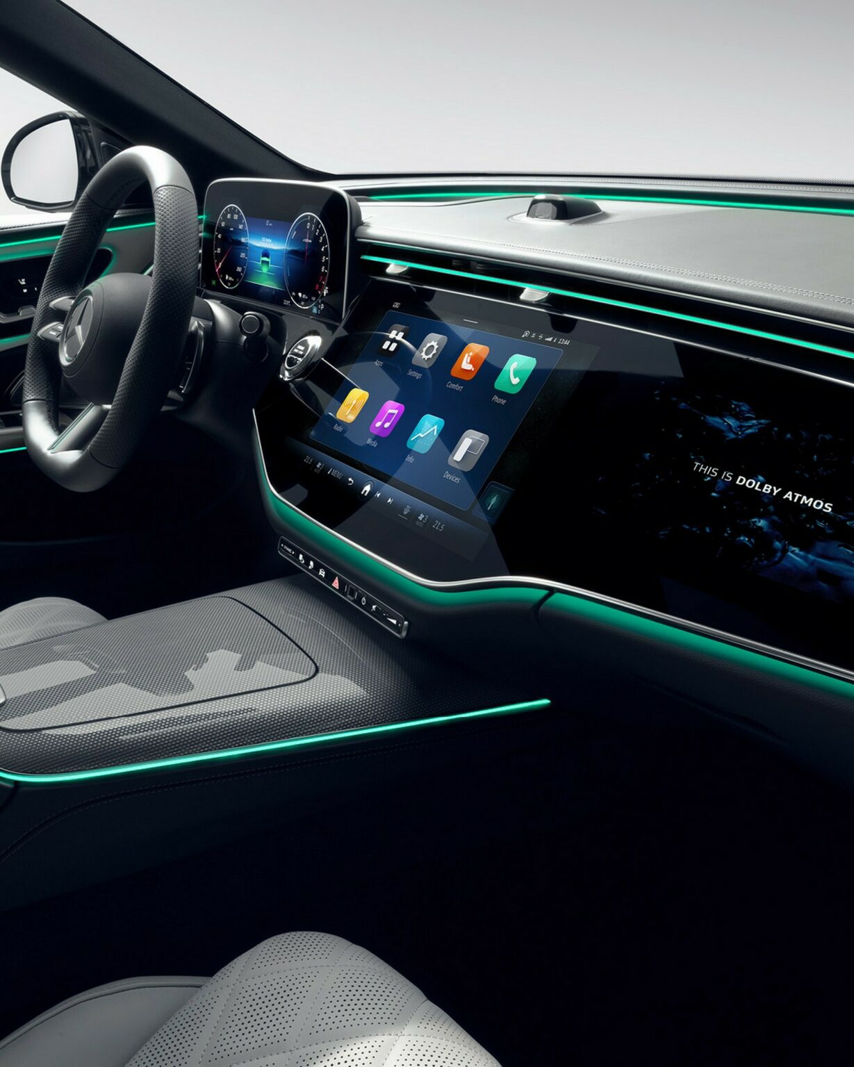 More Than 700,000 Mercedes-Benz Models Receive New Over-The-Air ...