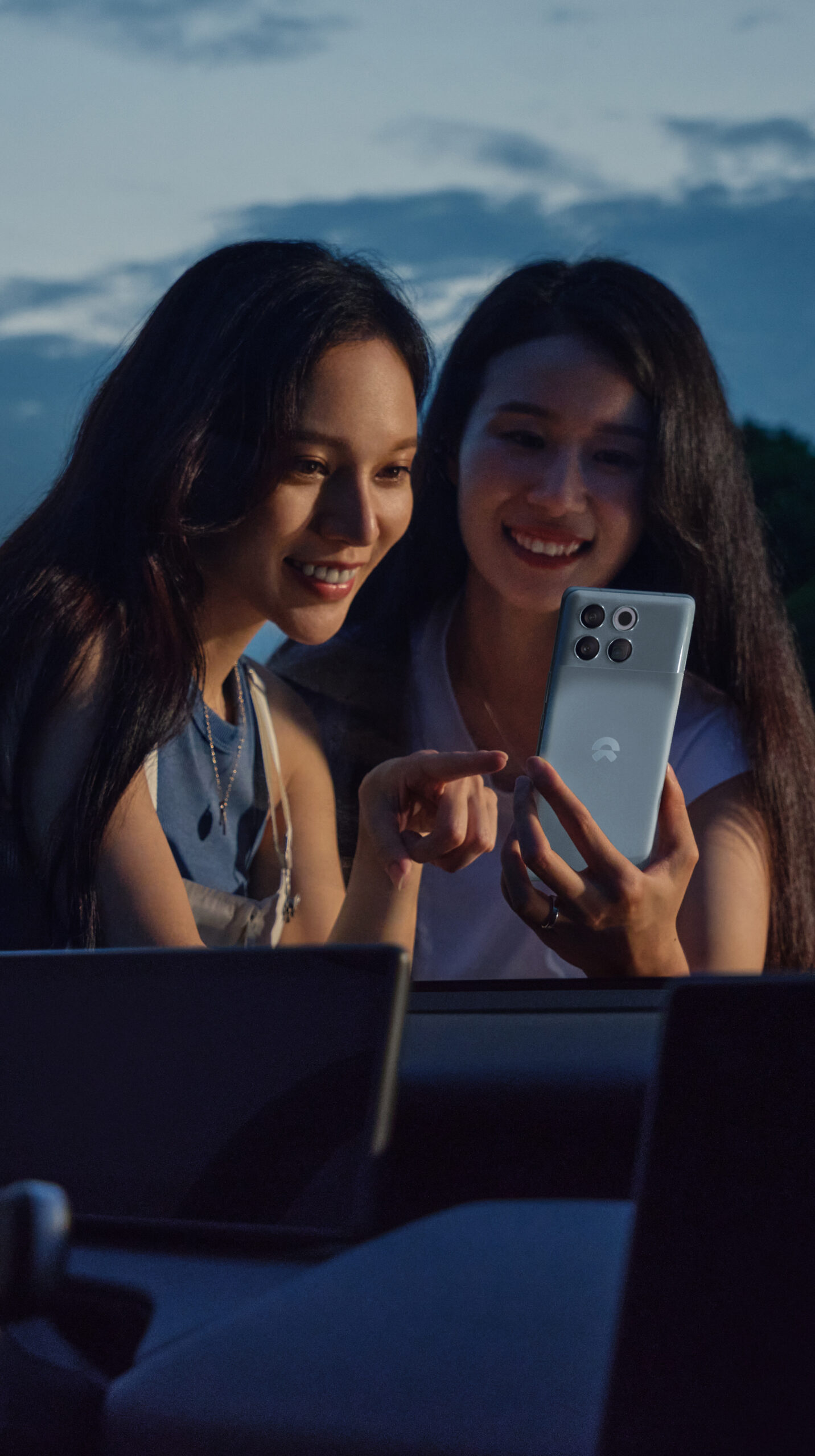 NIO Phone: World’s First Car-Specific Smartphone Unlocks Your EV Even ...