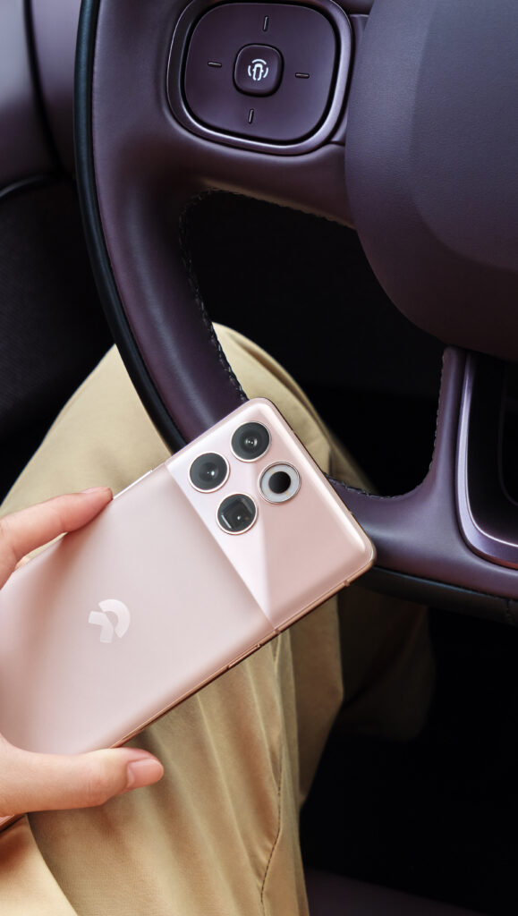 NIO Phone: World’s First Car-Specific Smartphone Unlocks Your EV Even ...