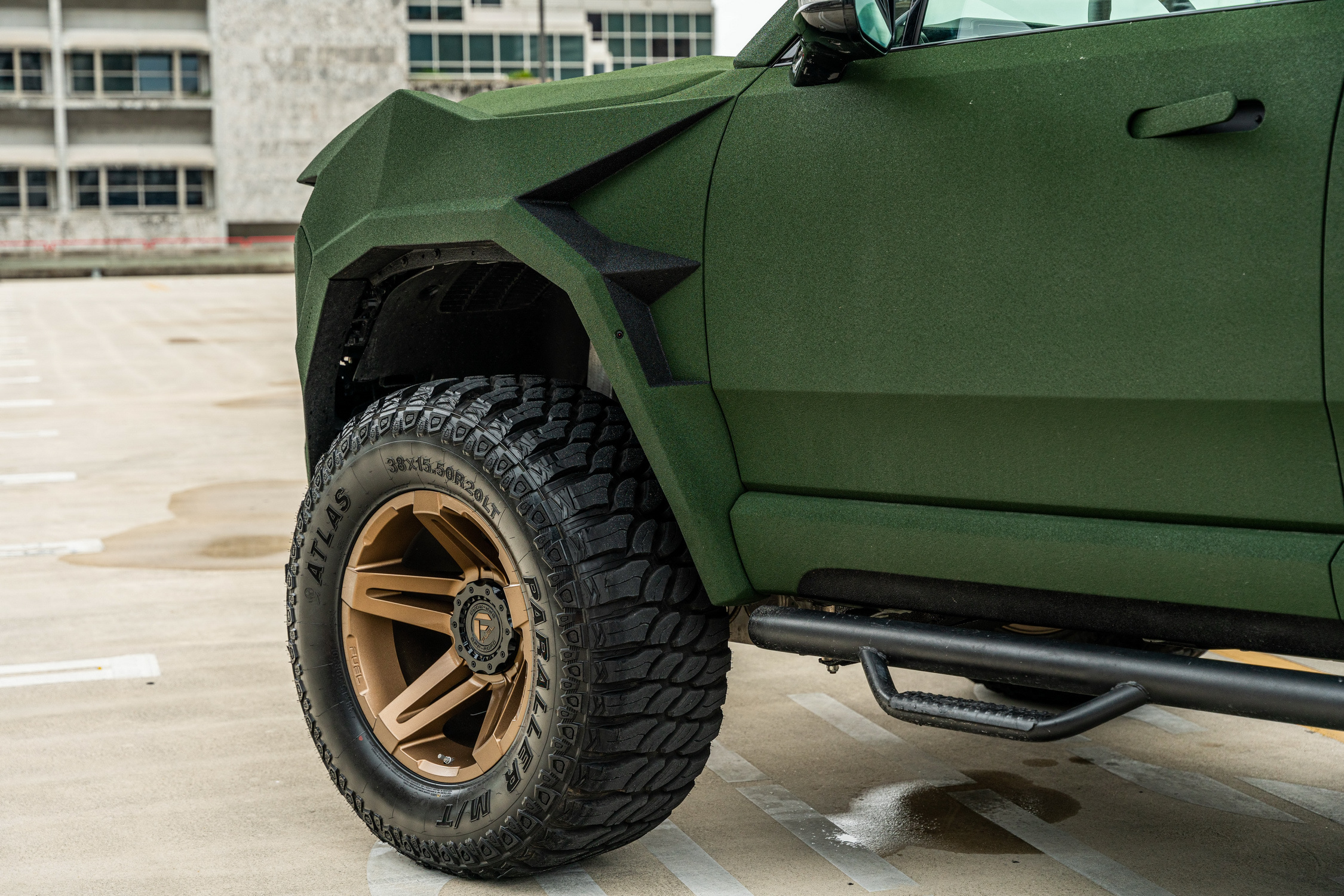 Apocalypse Nirvana Is A Lifted Rivian R1T That’s Too High | Carscoops