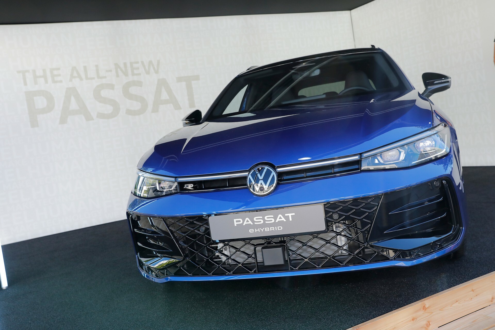 2024 VW Passat Variant Debuts With Sleeker Styling, More Room, And ...