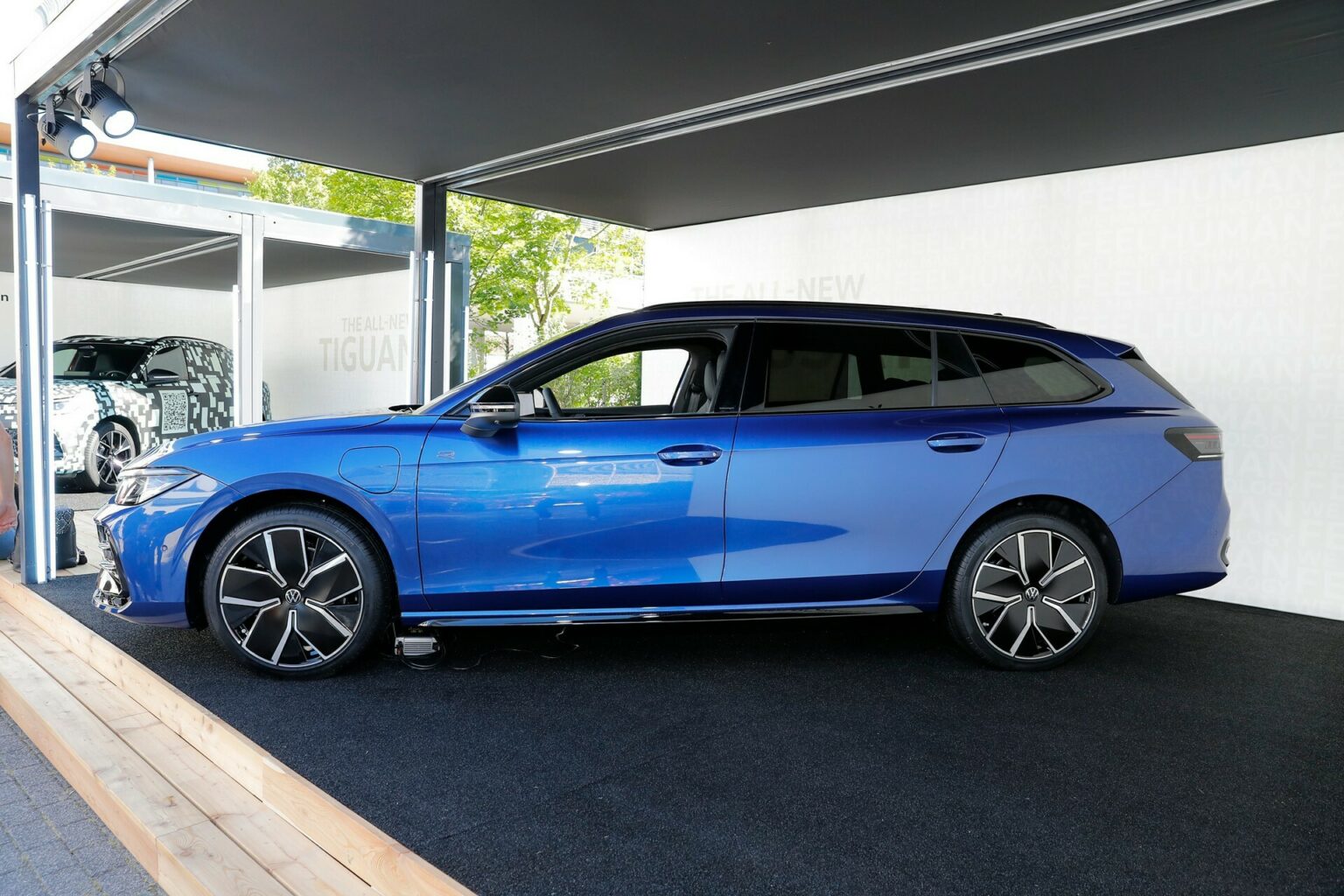2024 VW Passat Variant Debuts With Sleeker Styling, More Room, And ...