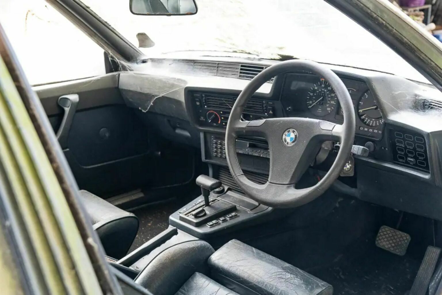 Is This Neglected 1984 BMW 635CSi Barn Find Worth Saving? | Carscoops