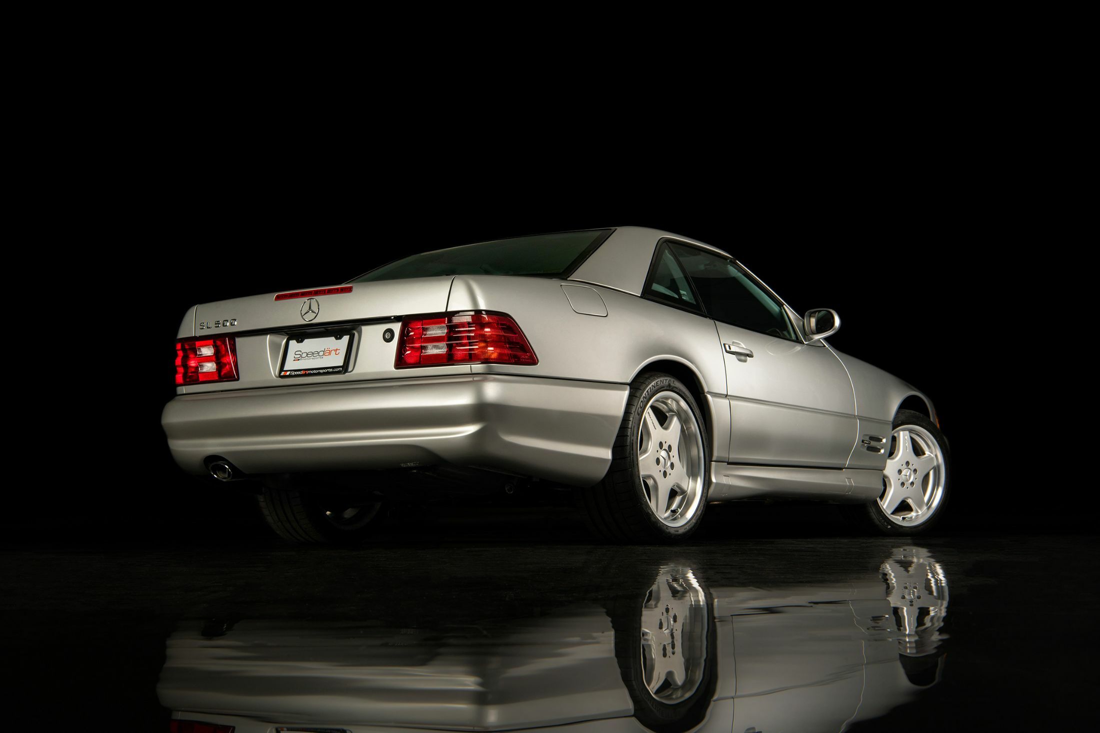 Classy 2000 Mercedes SL 500 With 1,664 Miles Is Like Brand New | Carscoops