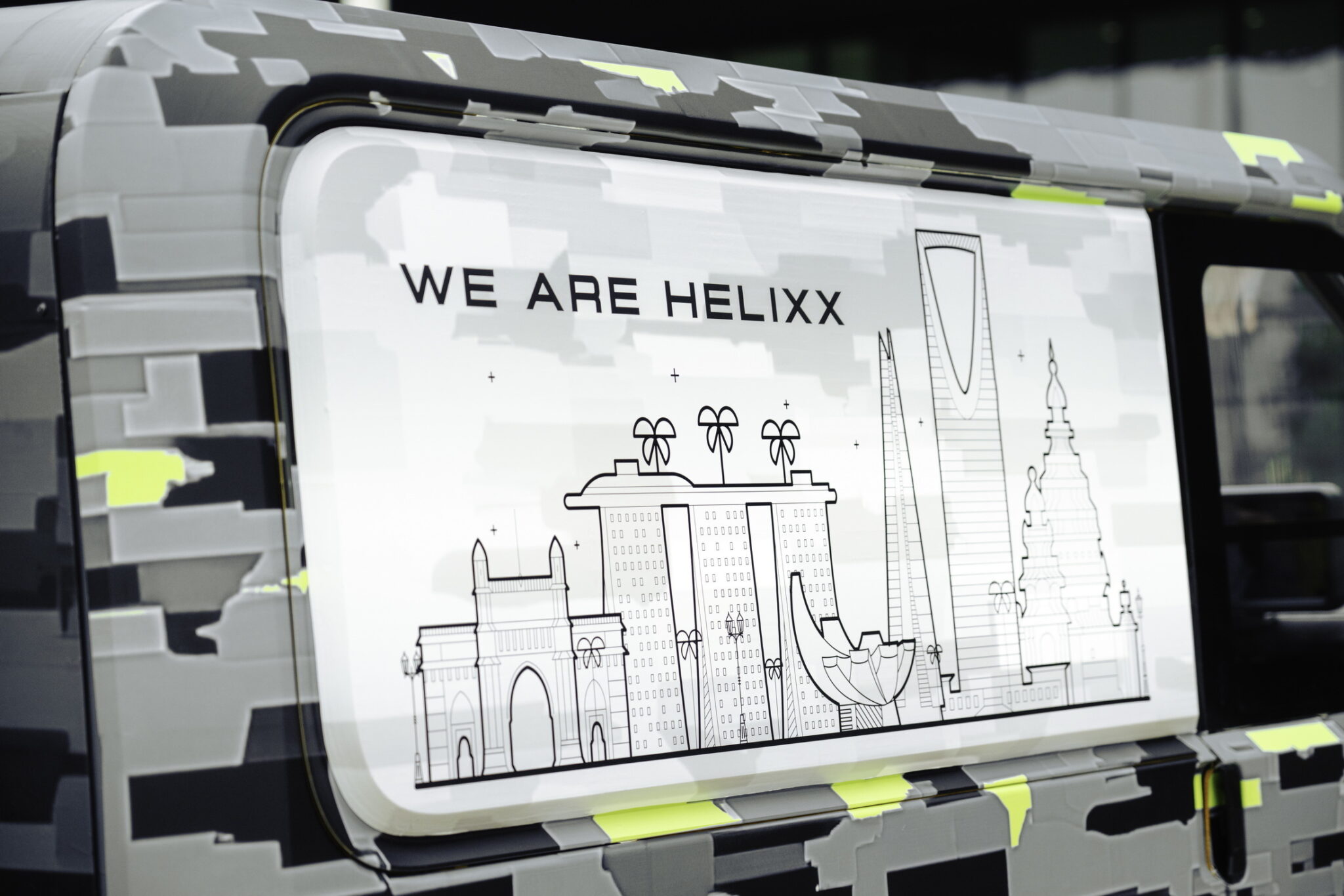 This Adorable Electric Van Has A Plastic Body And Clicks Together Like ...