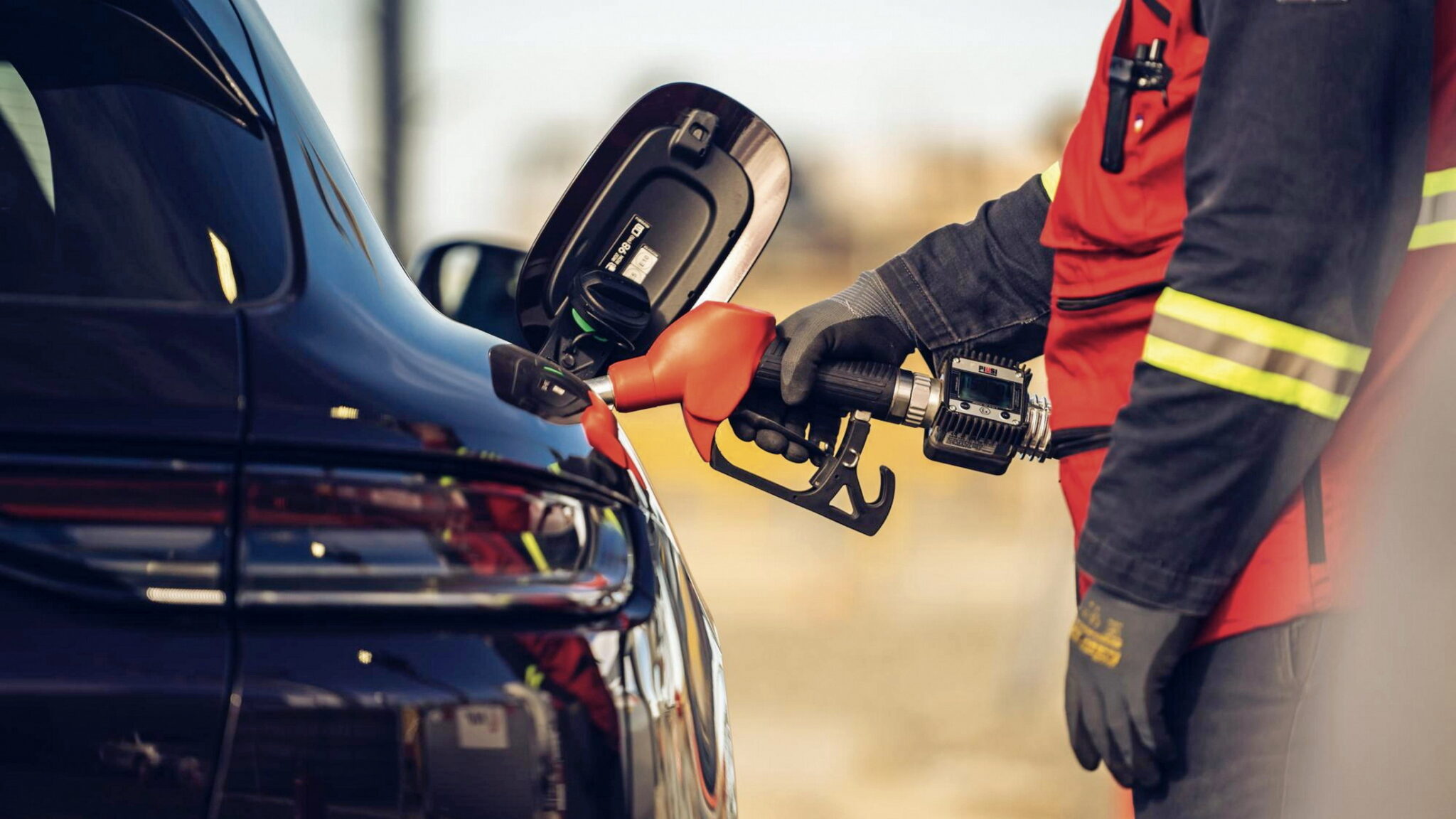 Porsche Pushes For E-Fuels To Keep ICE Cars Alive Post-2035 | Carscoops