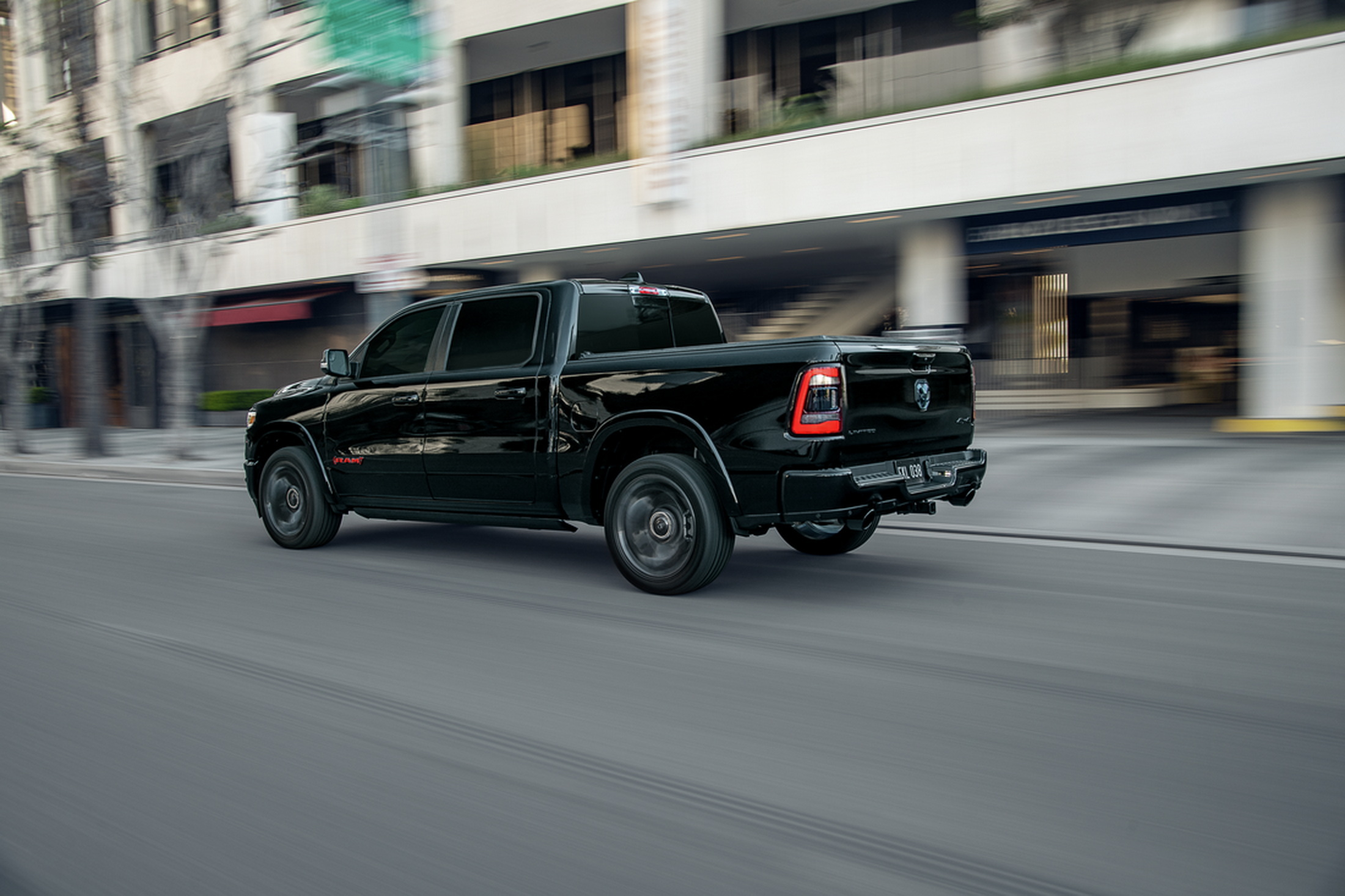 Ram 1500 Limited (RAM)RED Edition Is A Sinister Truck With A Heart Of ...