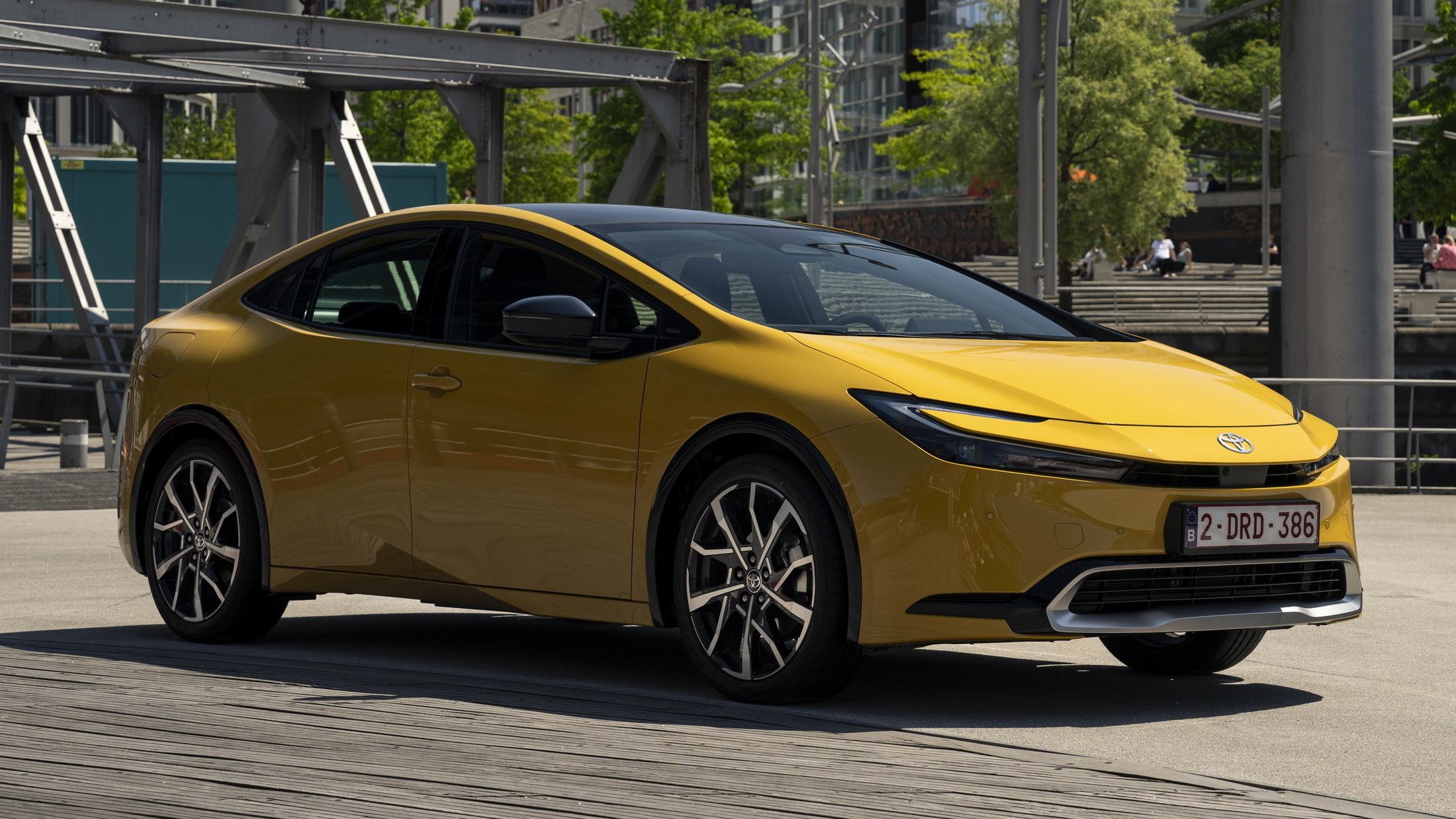 The Toyota Prius Beat Out Some Freaky JDM Minivans To Win Japan Car Of ...