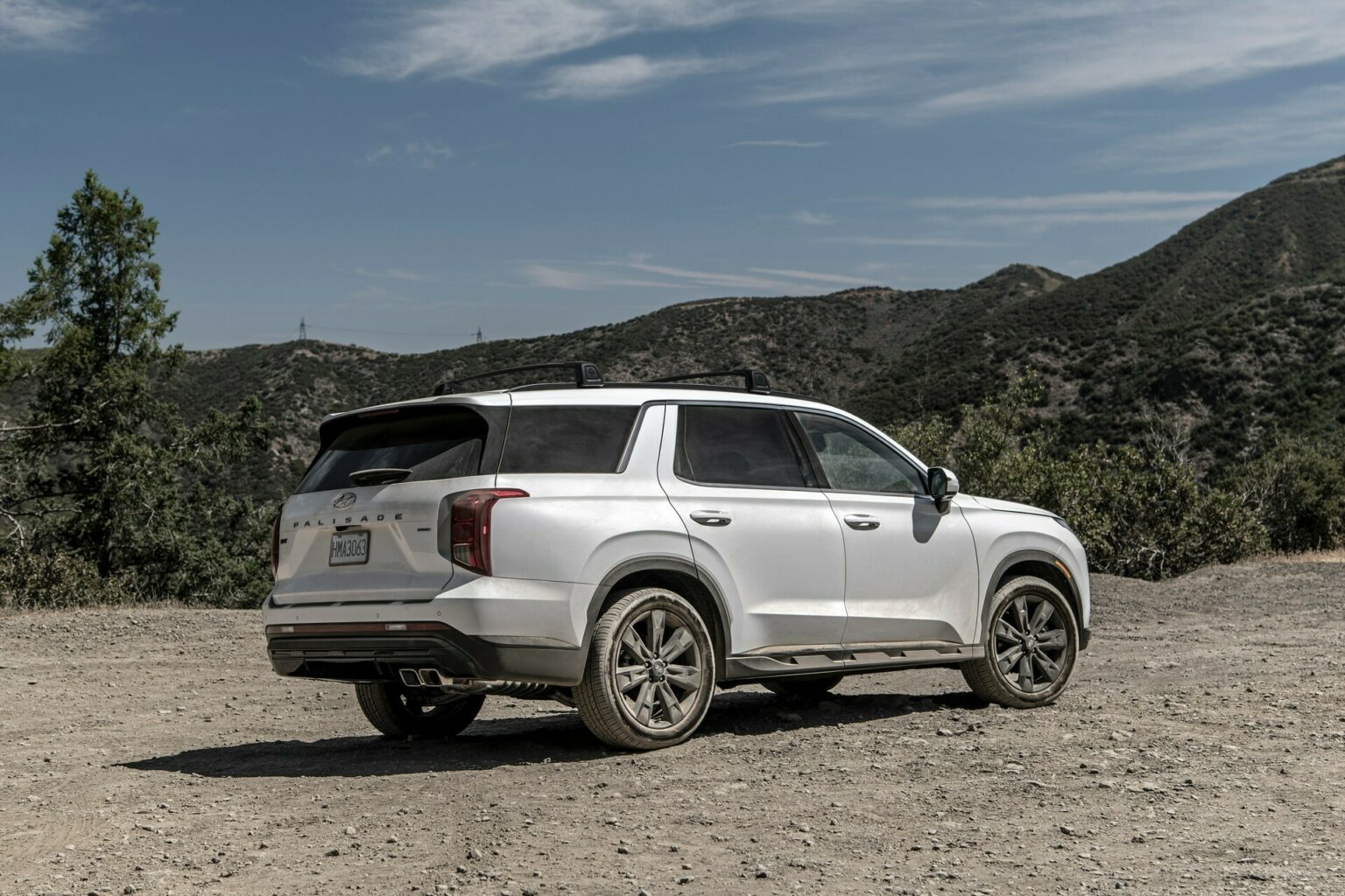 Hyundai Drivers Say This SUV Skids On Bumps And Won’t Stop When It ...