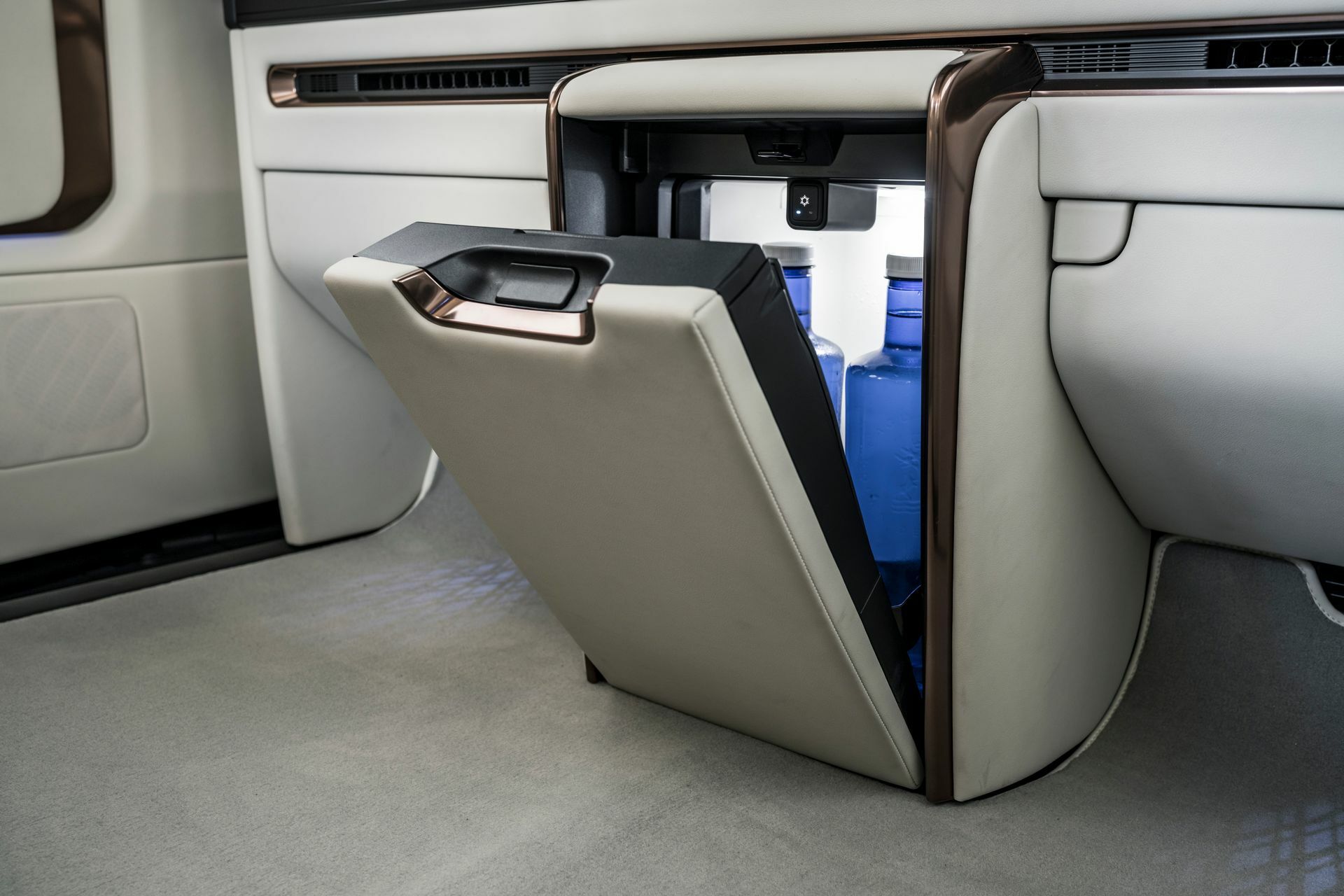 New Lexus LM Lands In Europe As A First Class Luxury Minivan, See It In ...