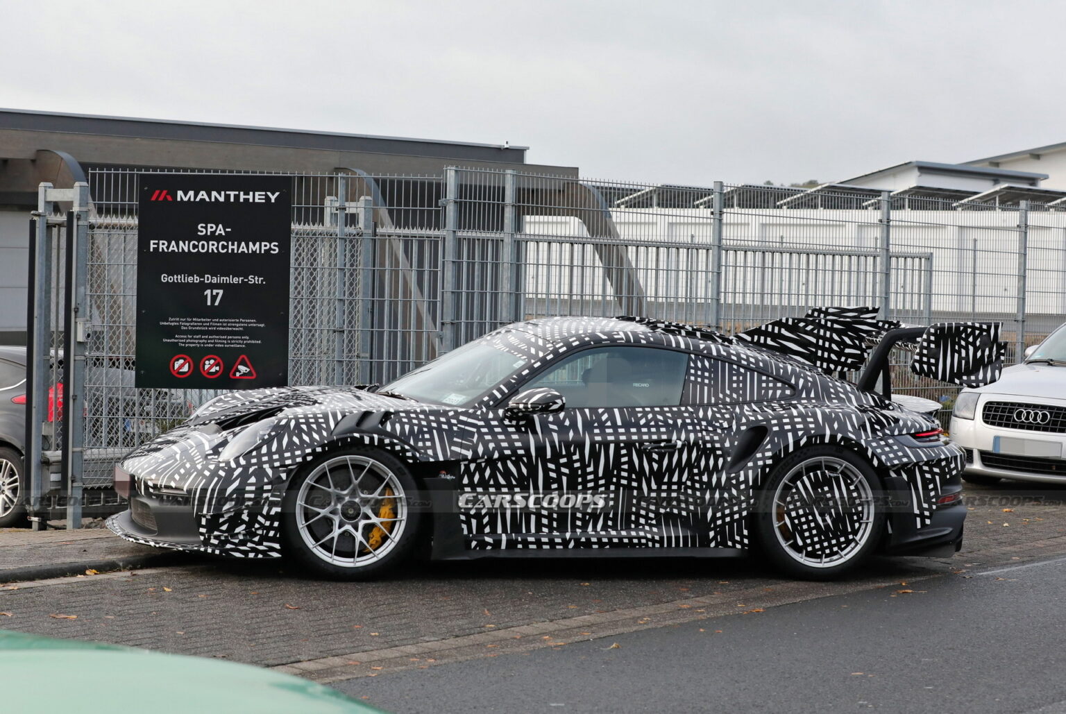 Manthey’s 992 Porsche 911 GT3 RS MR Is Coming For Nurburgring Glory ...