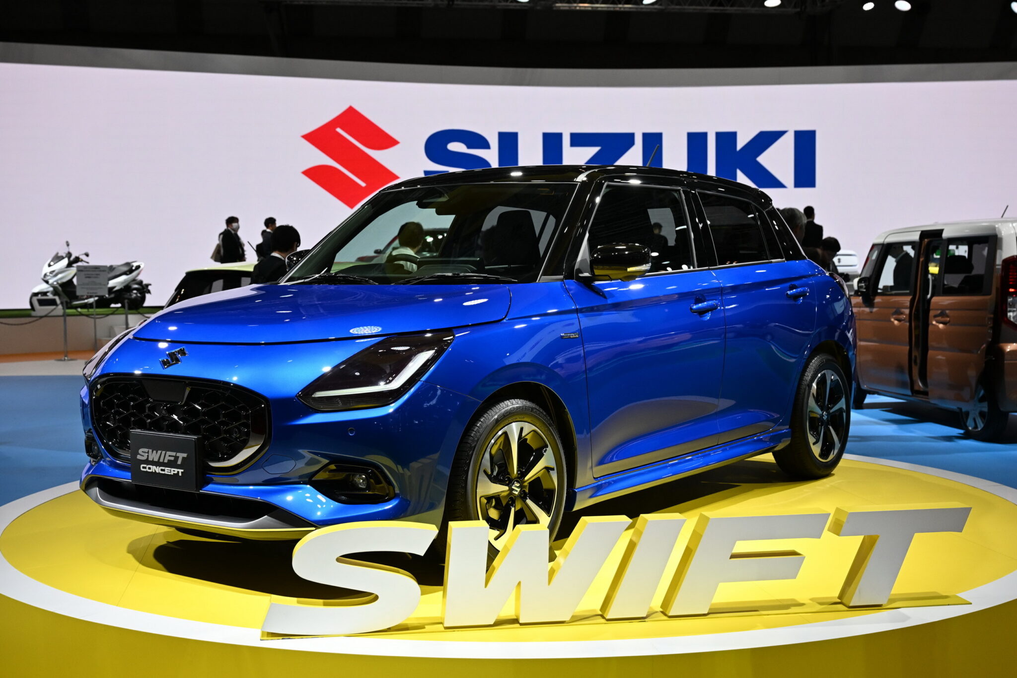 2024 Suzuki Swift Previewed With New Design And Mild-Hybrid Engine ...