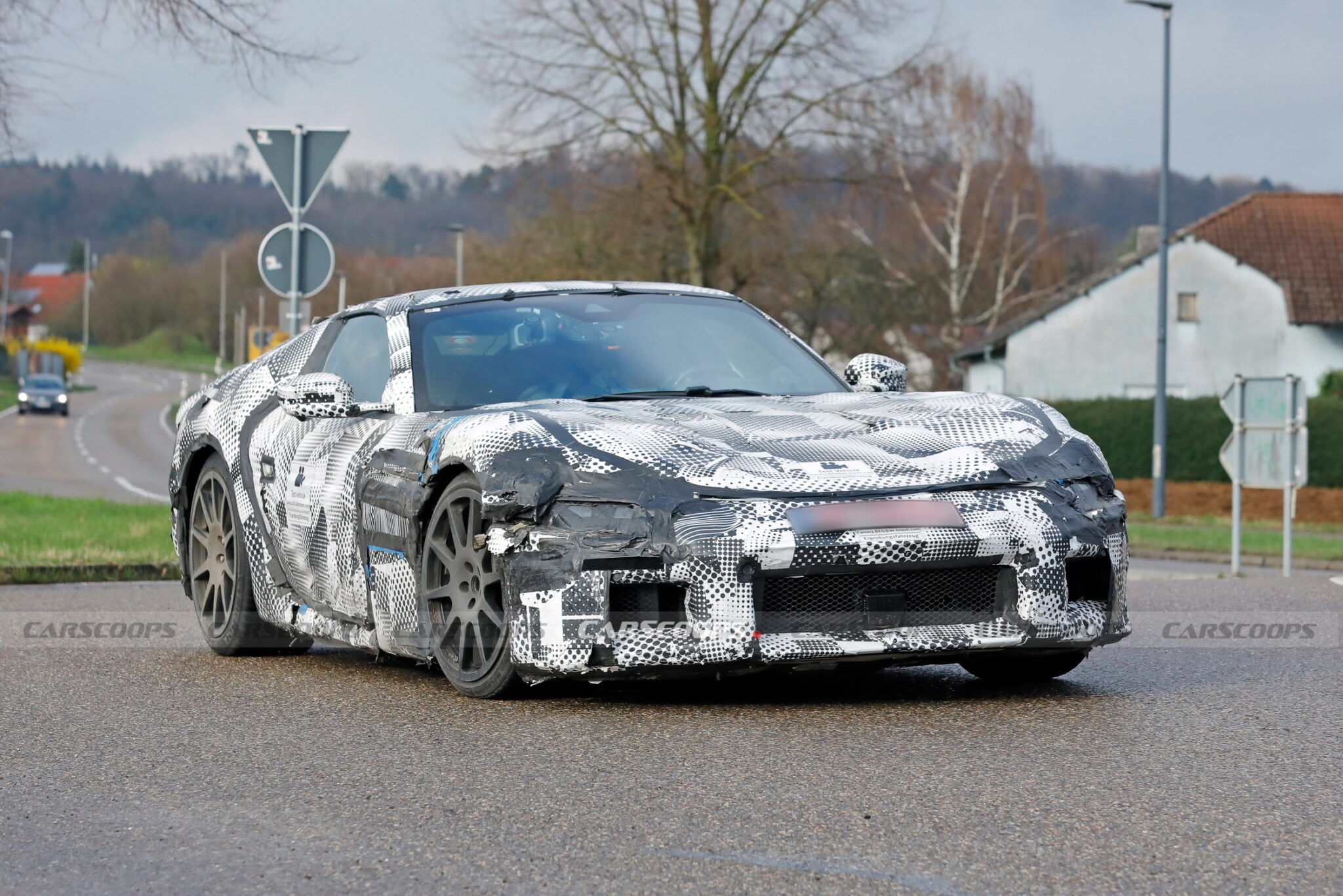 2025 Ferrari 812 Successor Sheds Roma Disguise, Hints At Classic Design ...