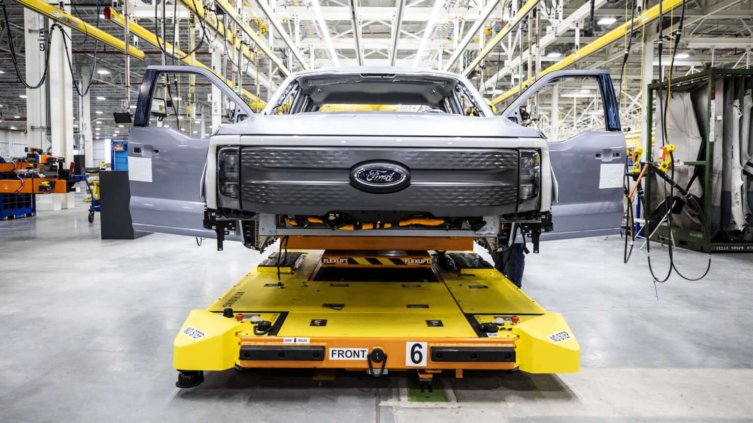 Average Ford Worker Will Earn Six Figures By Their Fourth Year Under ...