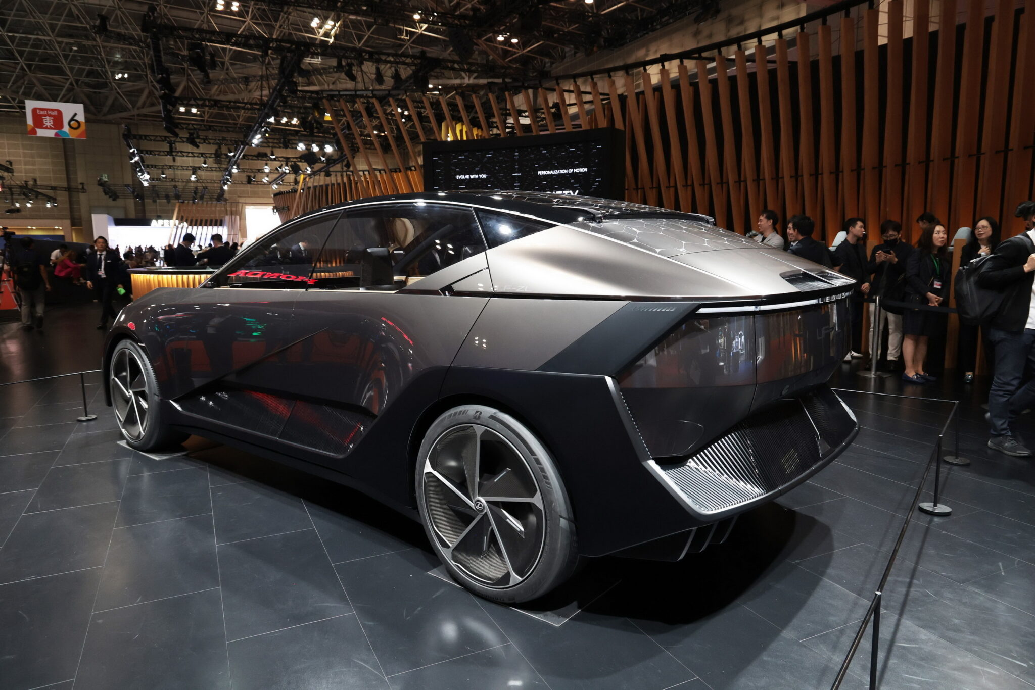 The LF-ZL Is Lexus’ Idea Of A Flagship Electric SUV With Heaps Of Tech ...