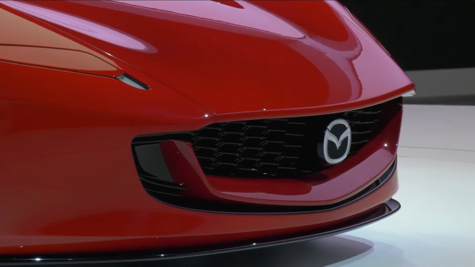 Mazda Iconic SP Is A 365 HP Twin-Rotor Hybrid MX-5 From The Near Future ...