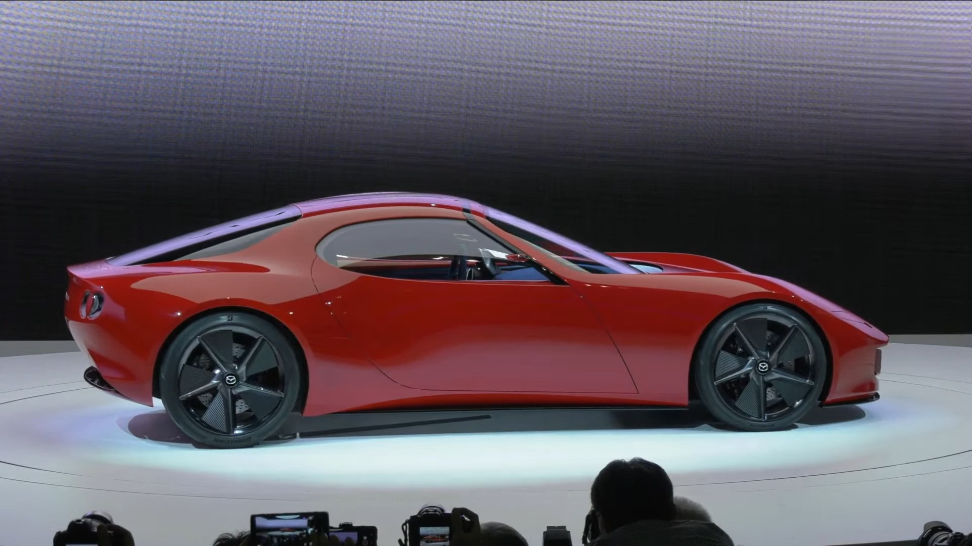 Mazda Iconic SP Is A 365 HP Twin-Rotor Hybrid MX-5 From The Near Future ...