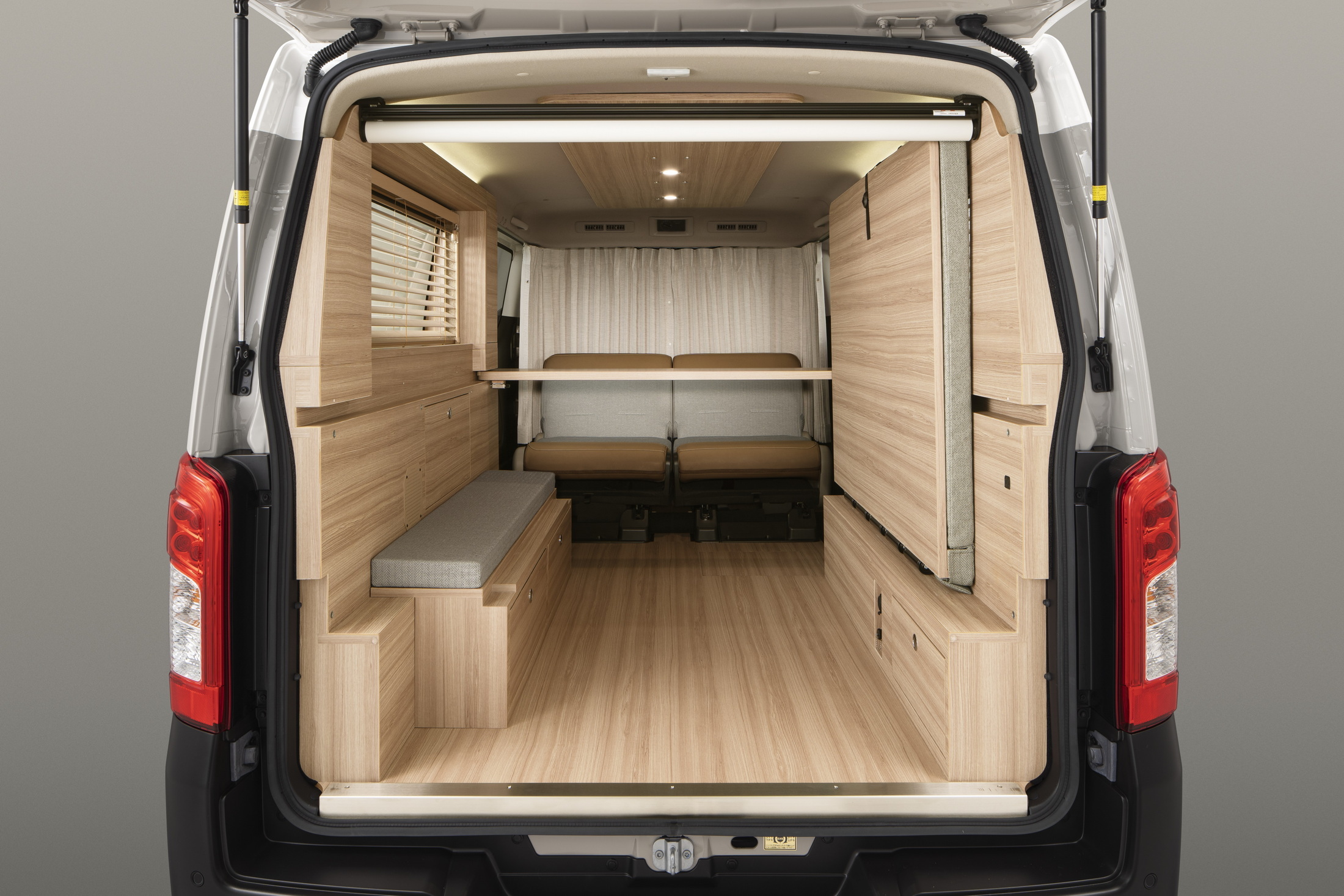 Nissan Caravan MyRoom Combines A Bare-Bones Exterior With An Ingenious ...