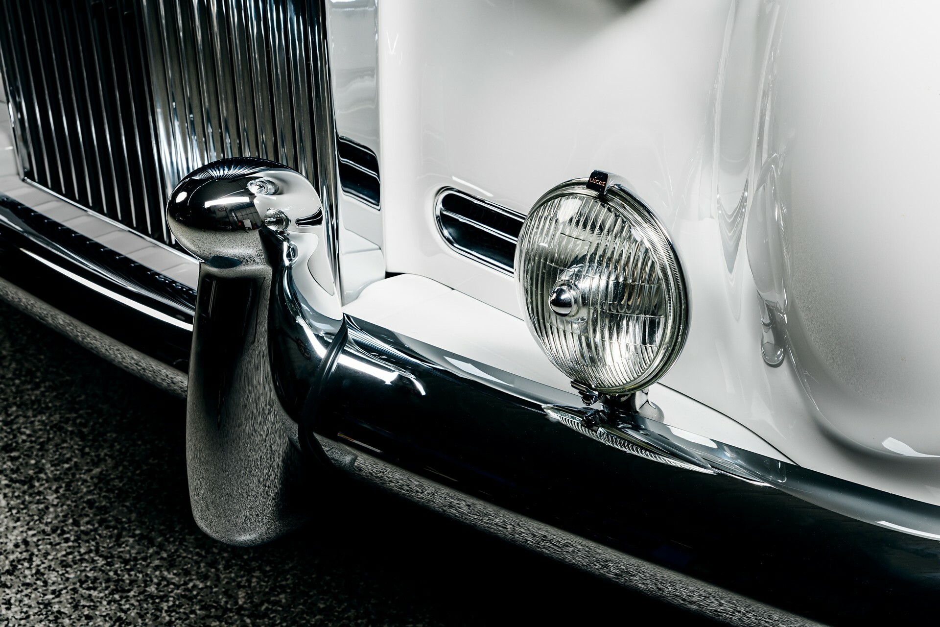 Ringbrothers Rolls-Royce Silver Cloud II Has A 640 HP LT4 V8 | Carscoops