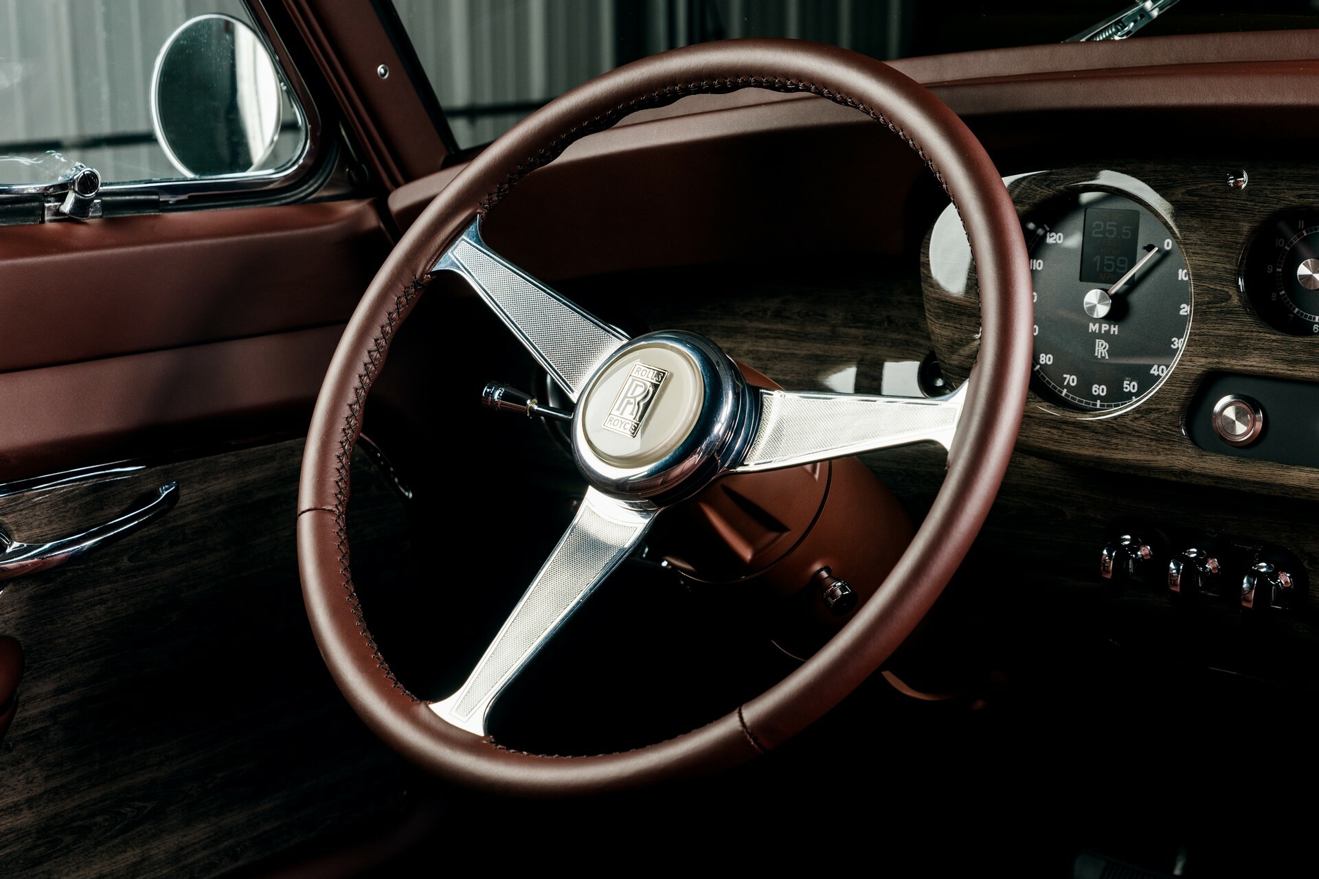 Ringbrothers Rolls-Royce Silver Cloud II Has A 640 HP LT4 V8 | Carscoops