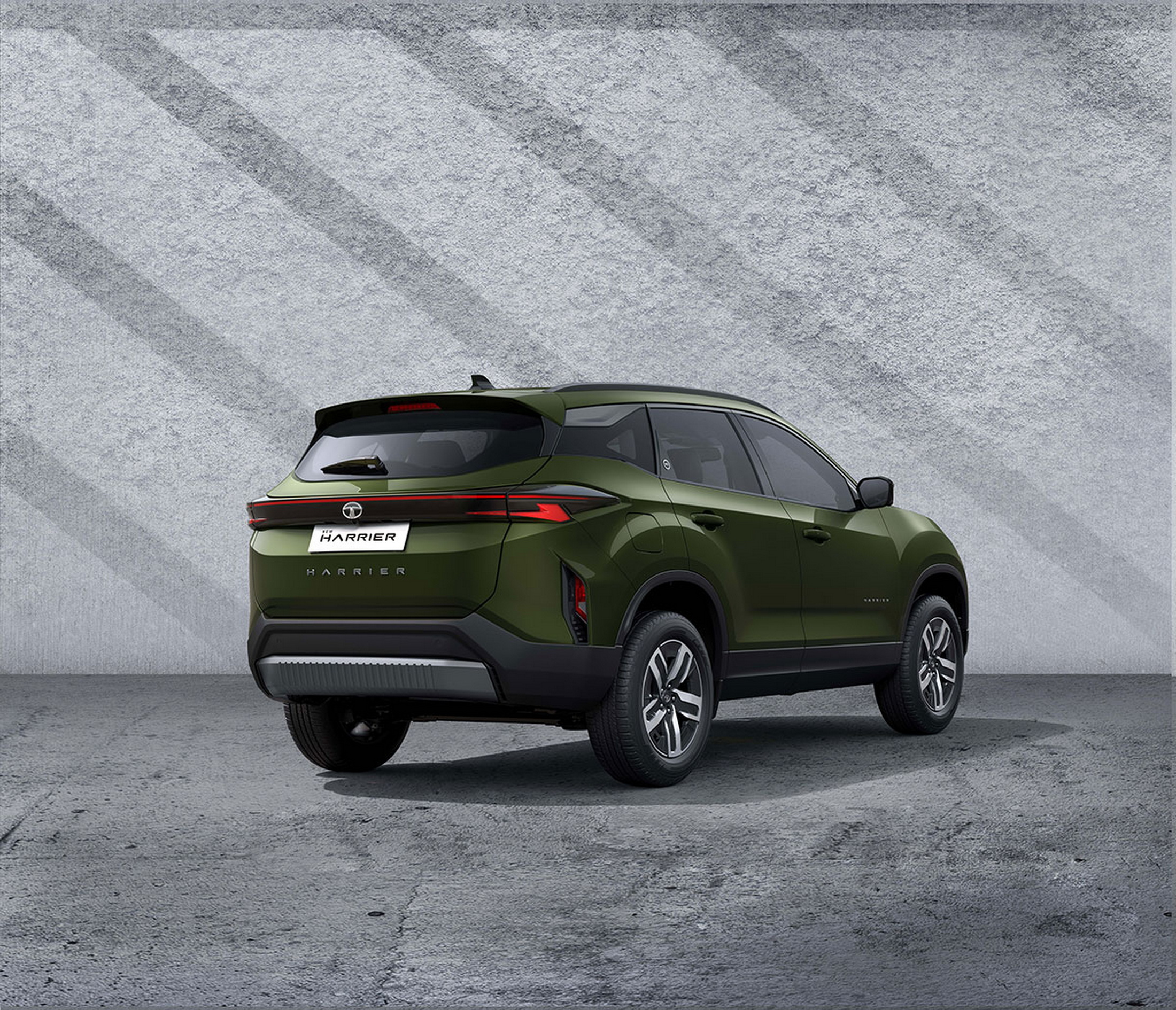 Facelifted Tata Harrier And Safari Get Modern Looks Over Frankenstein ...