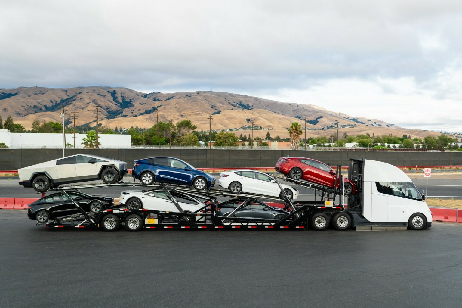 U.S. Justice Department Investigating Tesla Over Range, FSD And More ...