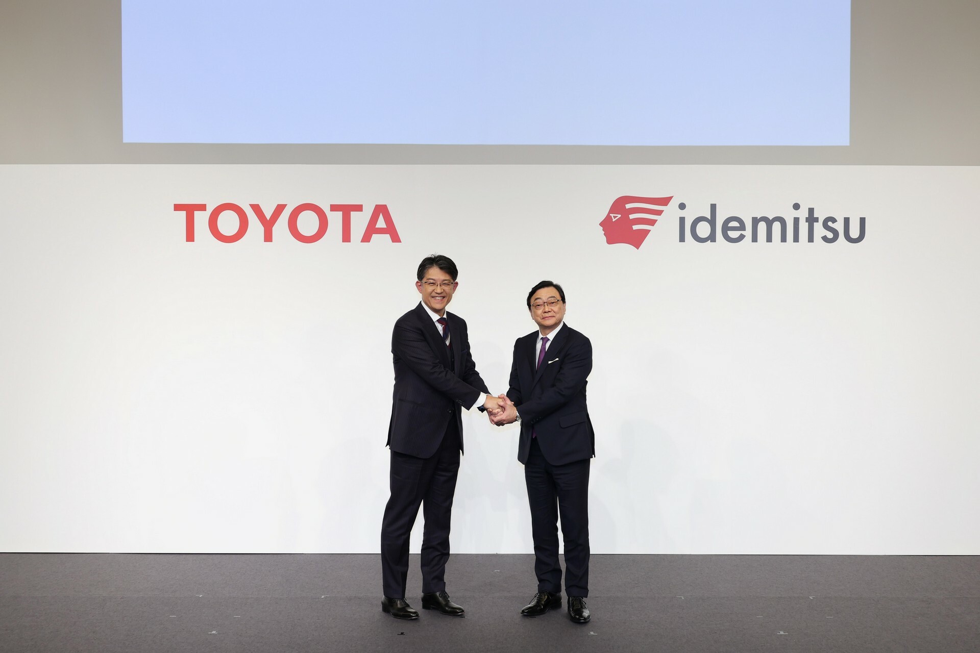 Toyota Partners With Japanese Petroleum Giant To Develop Solid-State ...