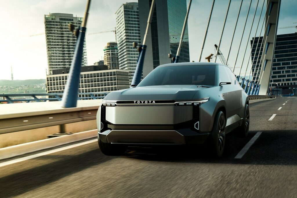 Electric Toyota Land Cruiser SE May Arrive In 2026 With Over 600 Miles Of Range | Carscoops