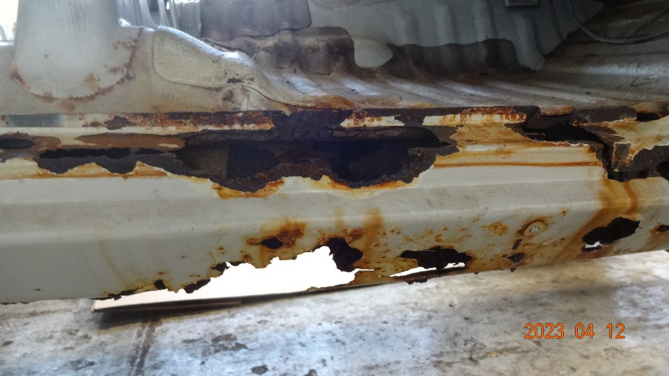 This Rusty Toyota Land Cruiser 60 Series Was Electromoded To Perfection ...