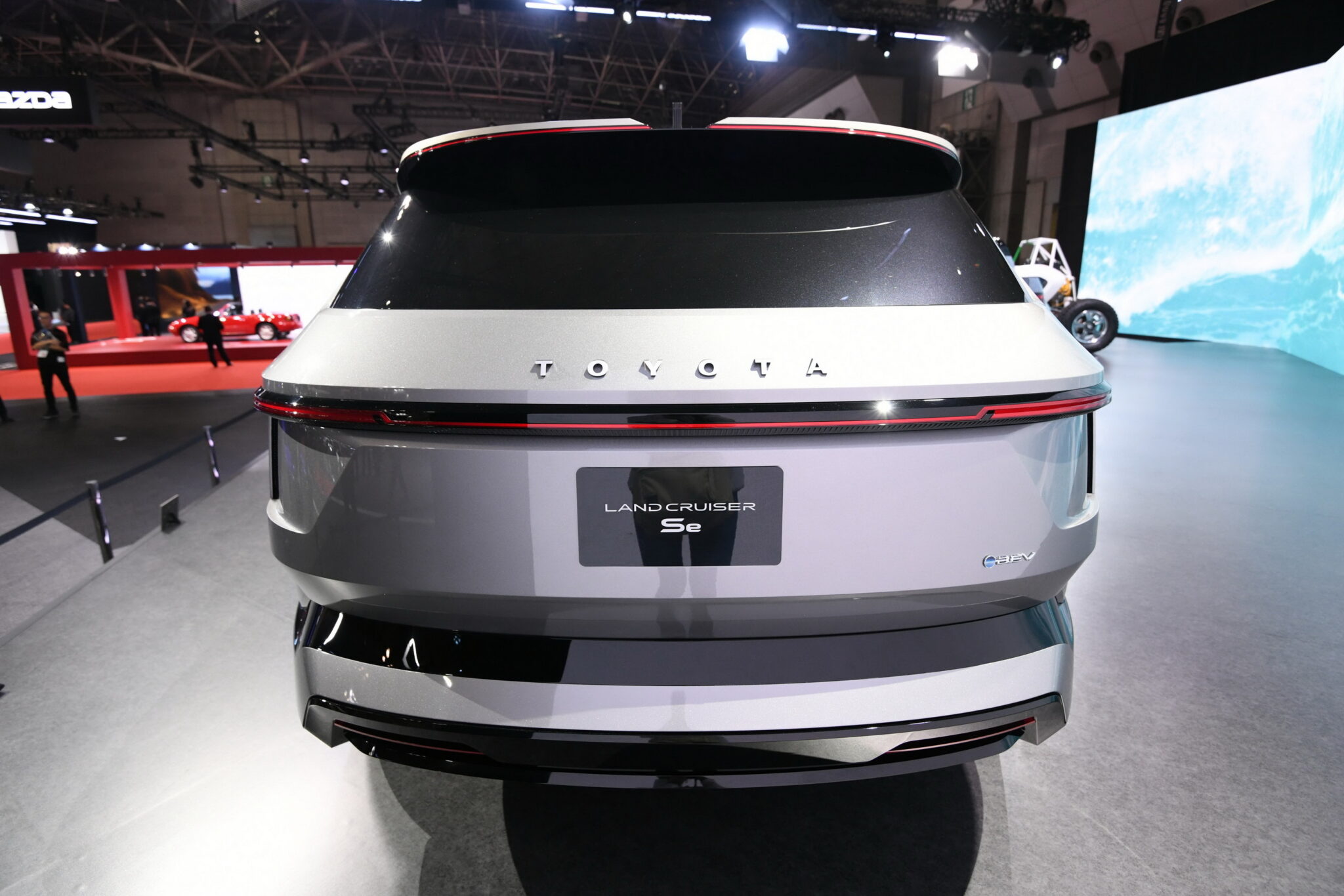 Toyota Land Cruiser Se EV And Land Hopper Look Nothing Like The Land ...