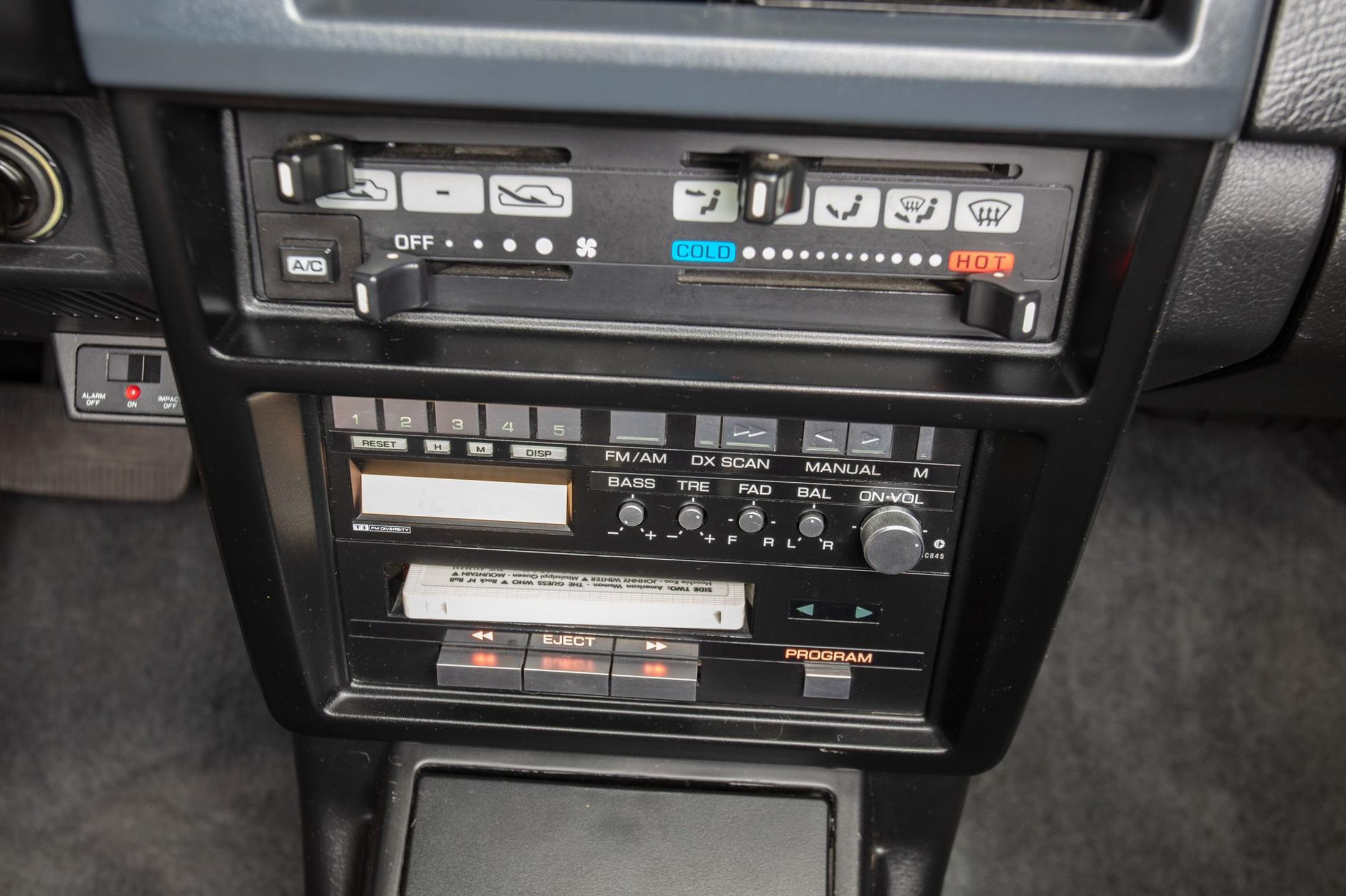 Nissan’s Modular Pulsar Sportbak Was A Coupe, Wagon, And Pickup In One ...