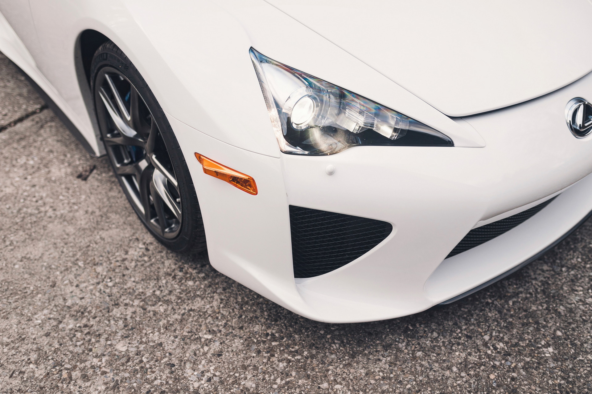 Whitest-White Lexus LFA Over Blue Is A Modern-Day Poster Car | Carscoops
