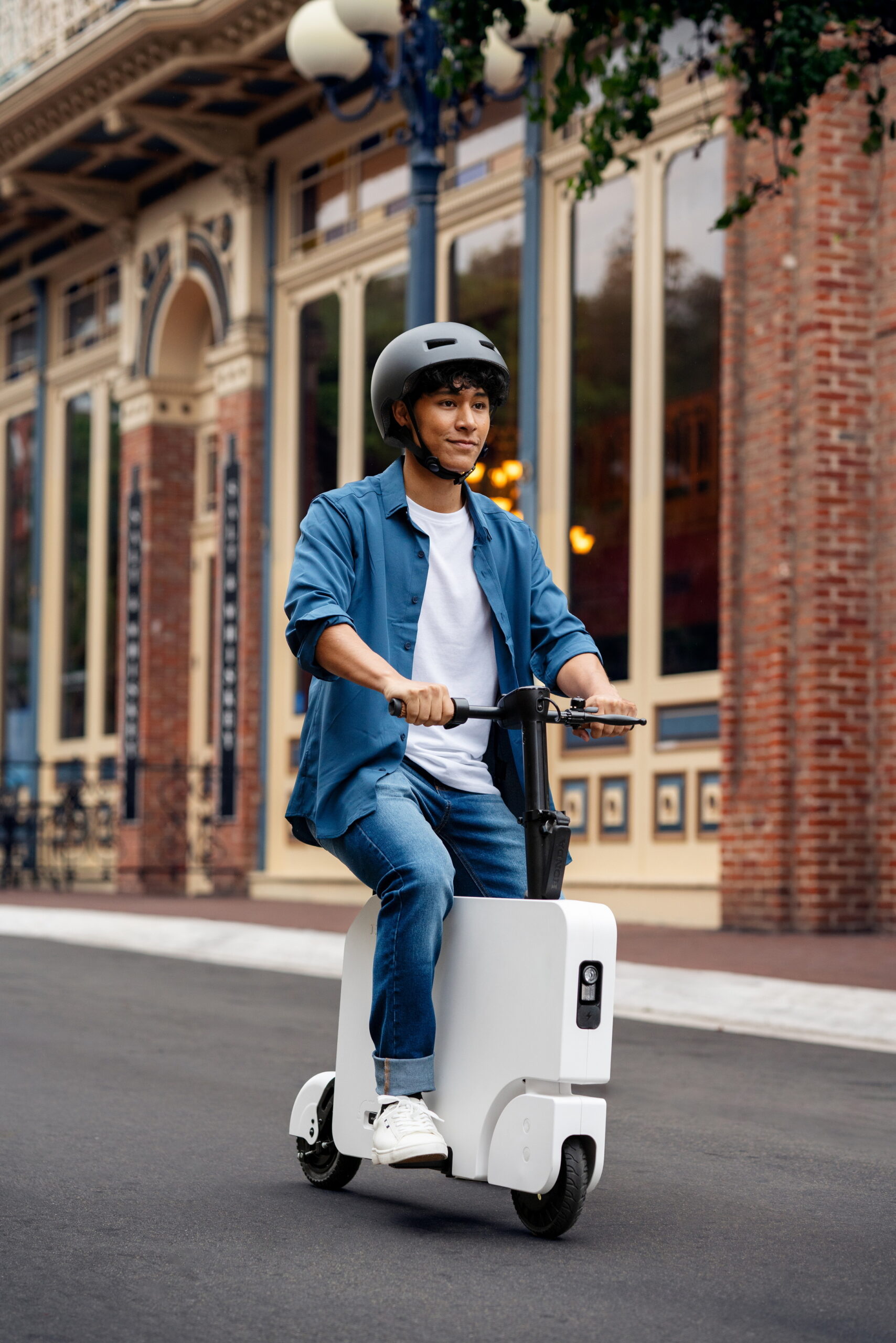 You Can Now Buy A Honda Motocompacto Foldable Electric Scooter For $995 ...