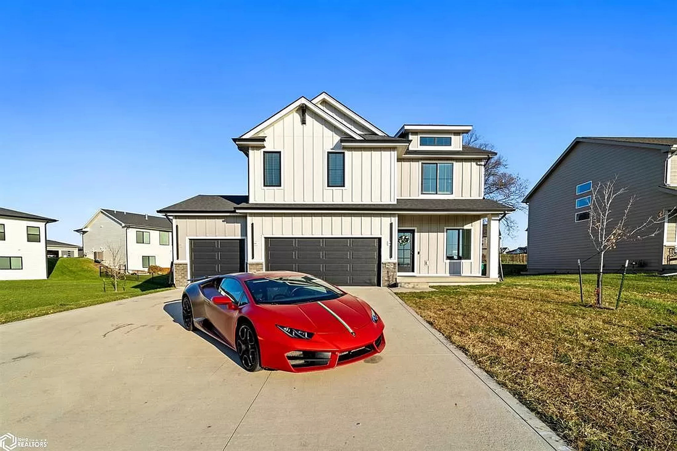 Will This Iowa Home’s Glass Garage Wall Spark A New Design Trend ...