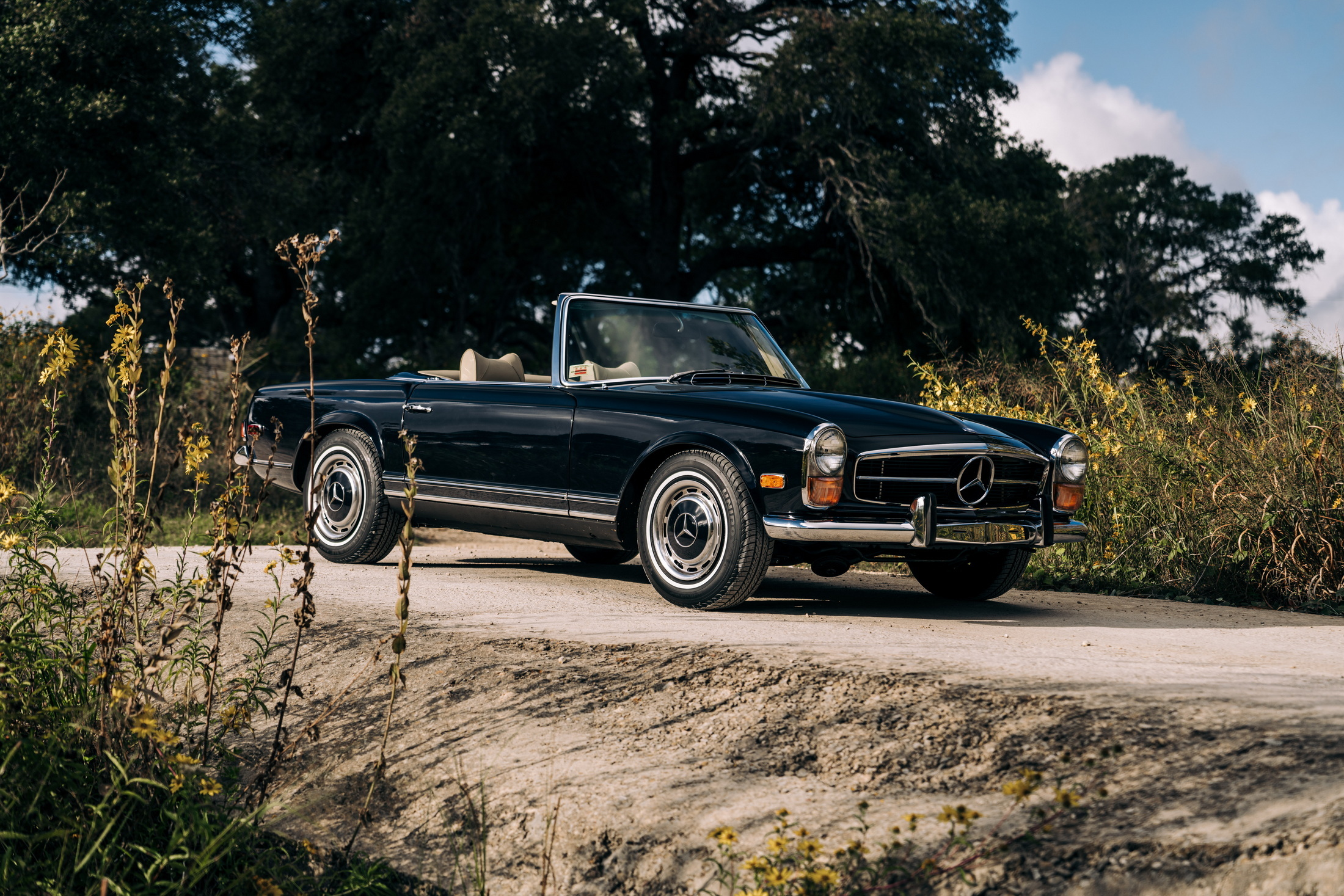 Texas Tuner Converts Classic Mercedes 280SL Roadster Into $250,000 EV ...