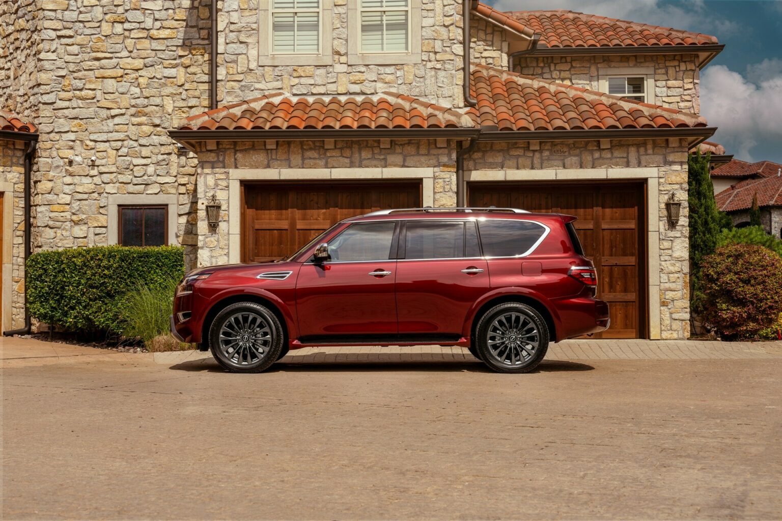 2024 Nissan Armada’s Starting Price Jumps $5,050 As Base Model Gets ...