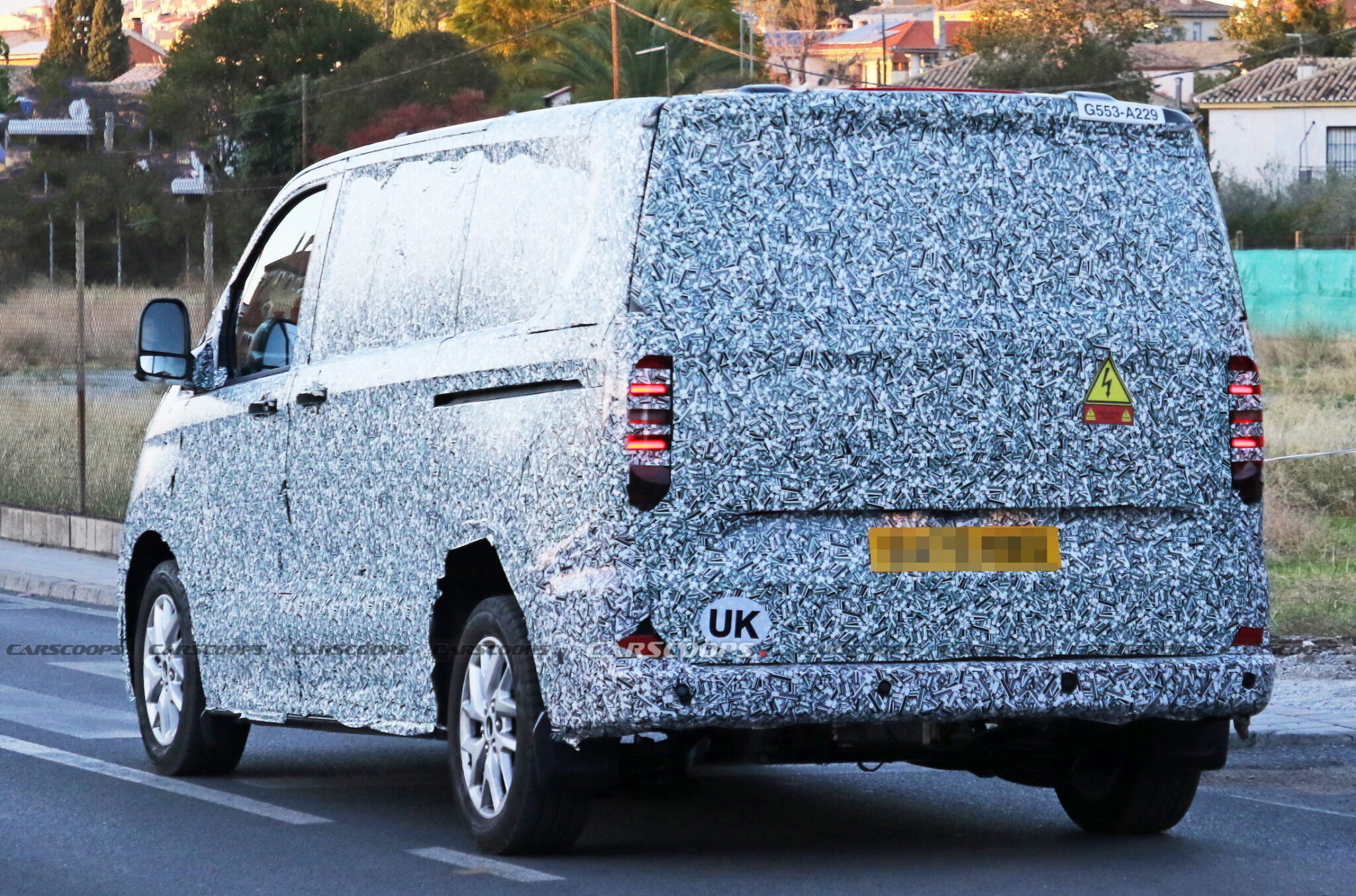 2025 VW Transporter Spotted Looking Happier Than The Ford Transit ...