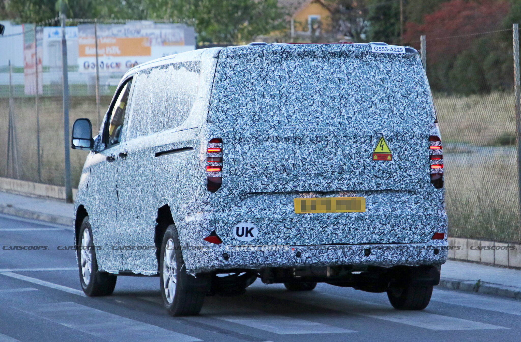 2025 VW Transporter Spotted Looking Happier Than The Ford Transit ...