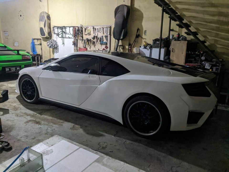 Someone, Somehow, Turned A Honda Accord Into An NSX Replica | Carscoops