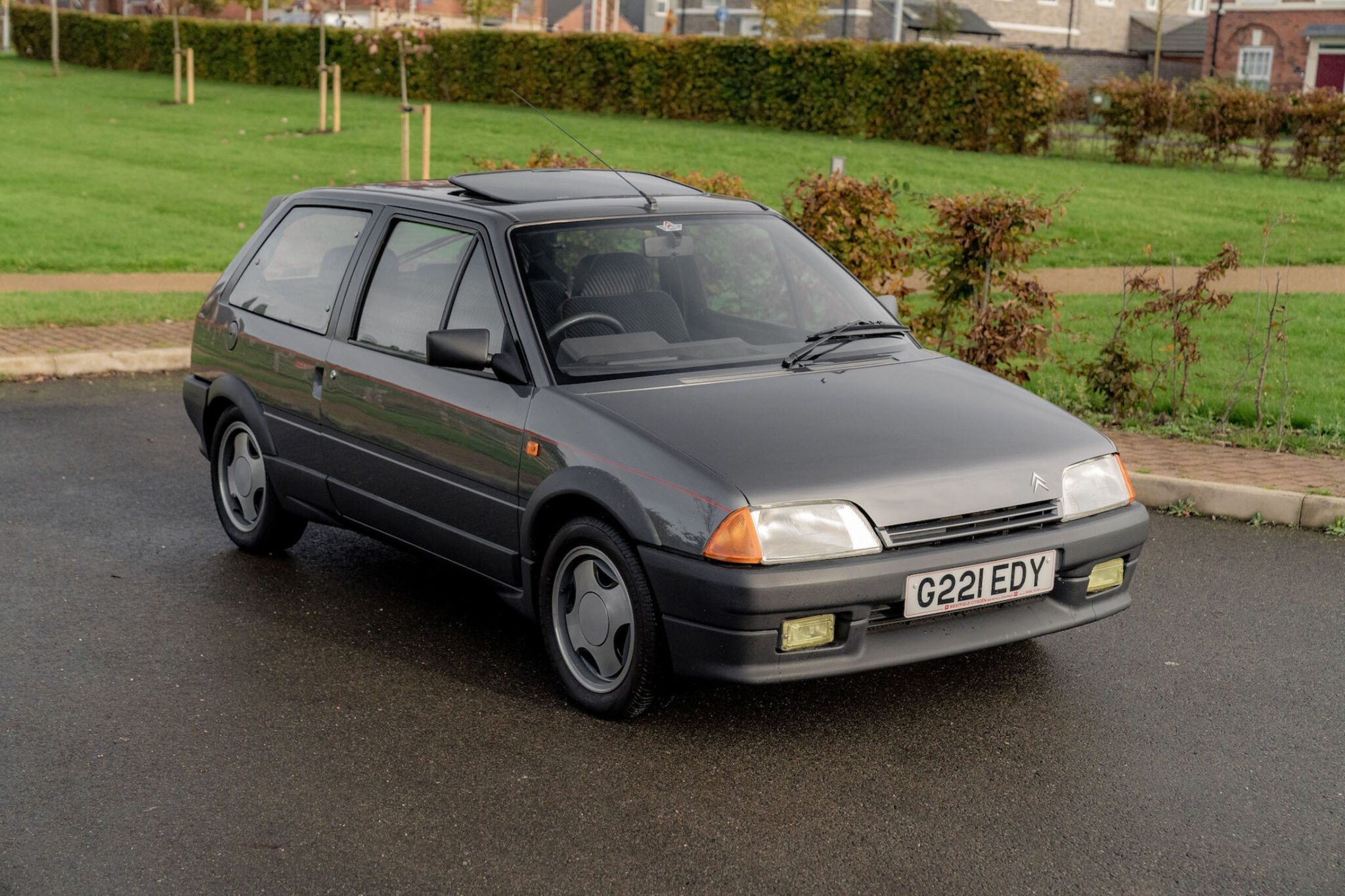 This Classic Hot Hatch Made A Lotus Elise Look Fat | Carscoops
