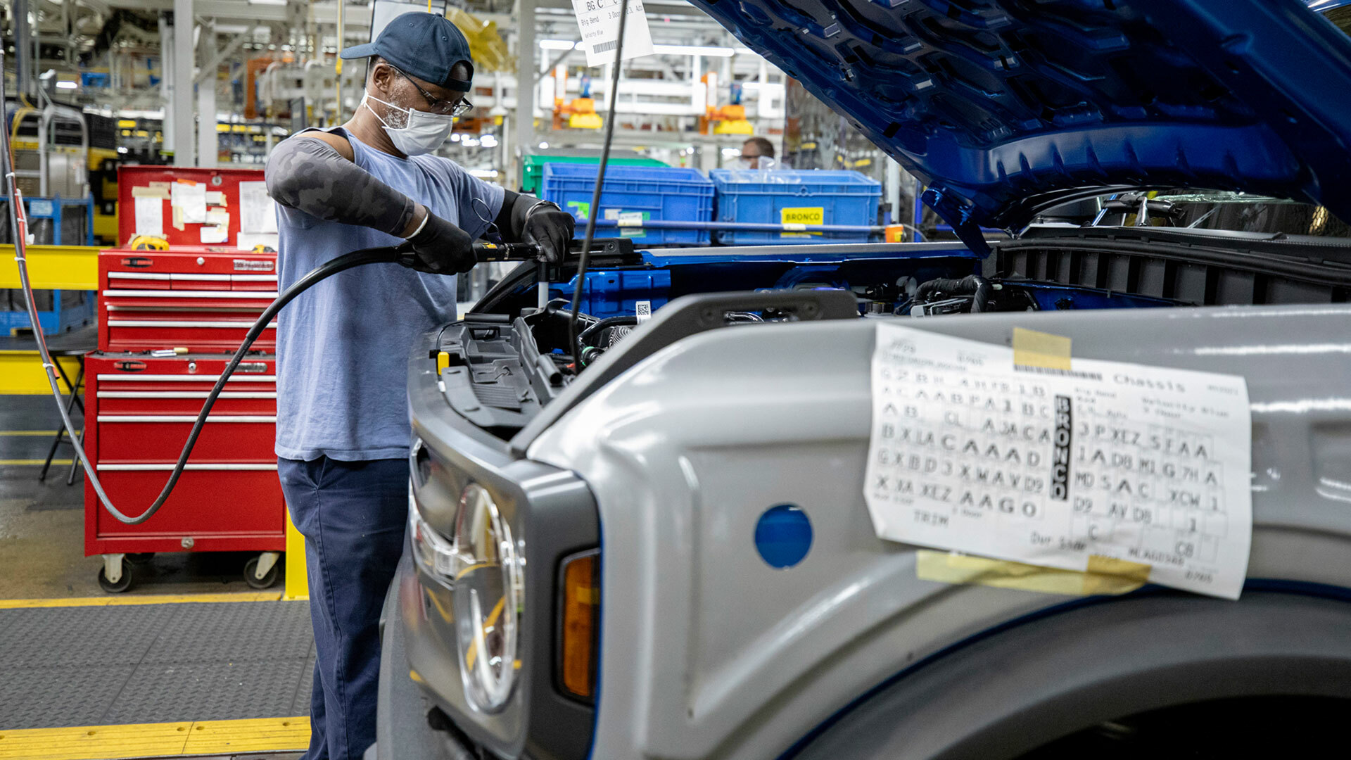 Ford’s Contract With UAW To Cost $8.8 Billion, Be Around $900 Per ...