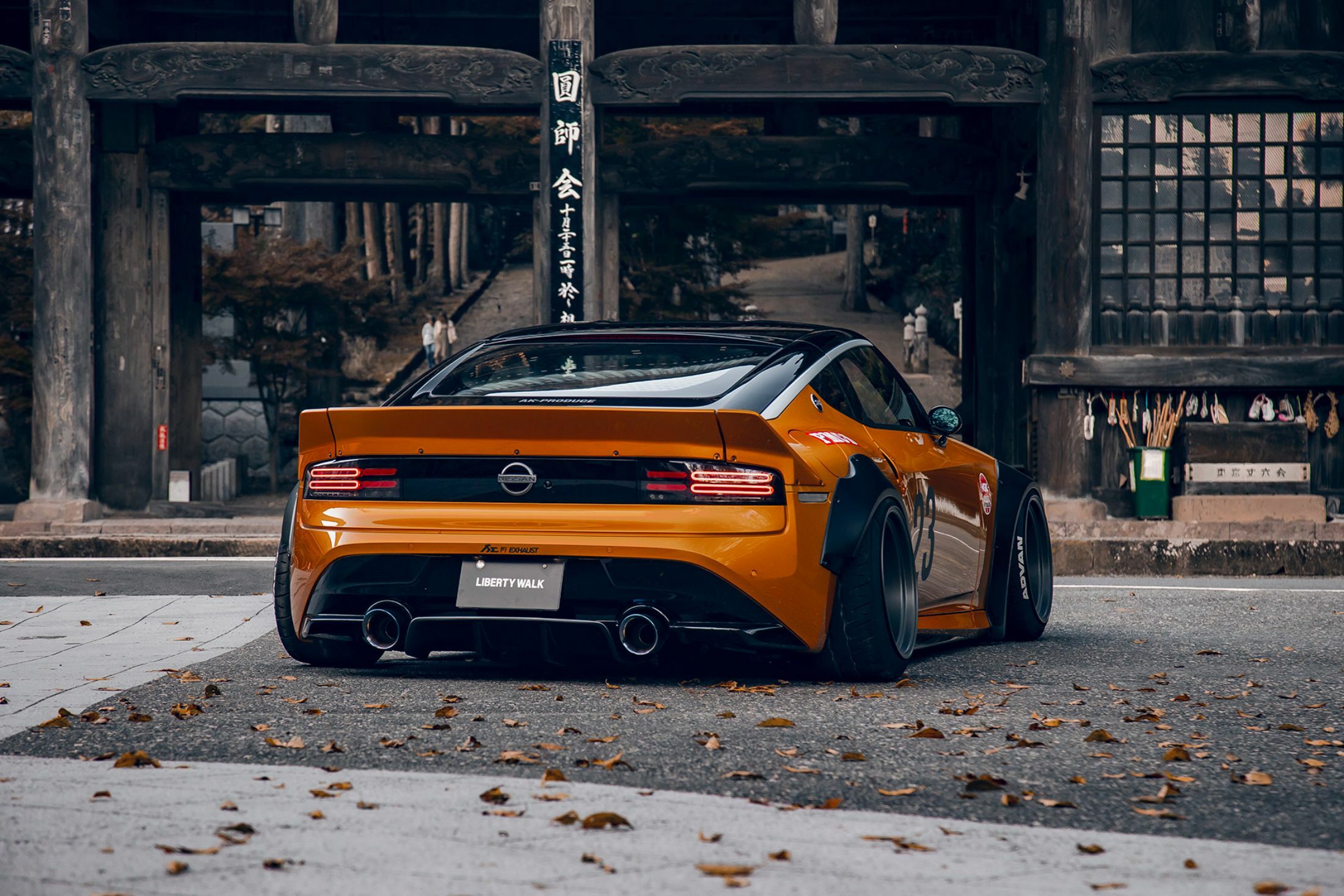 Liberty Walk Gives New Nissan Z A Widebody Tune With A Twist Of Retro ...