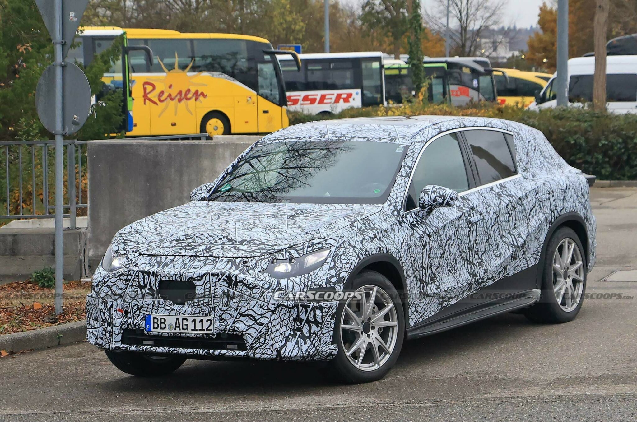 2026 Mercedes EQC SUV Limbering Up For A Fight With BMW’s Neue Klasse ...