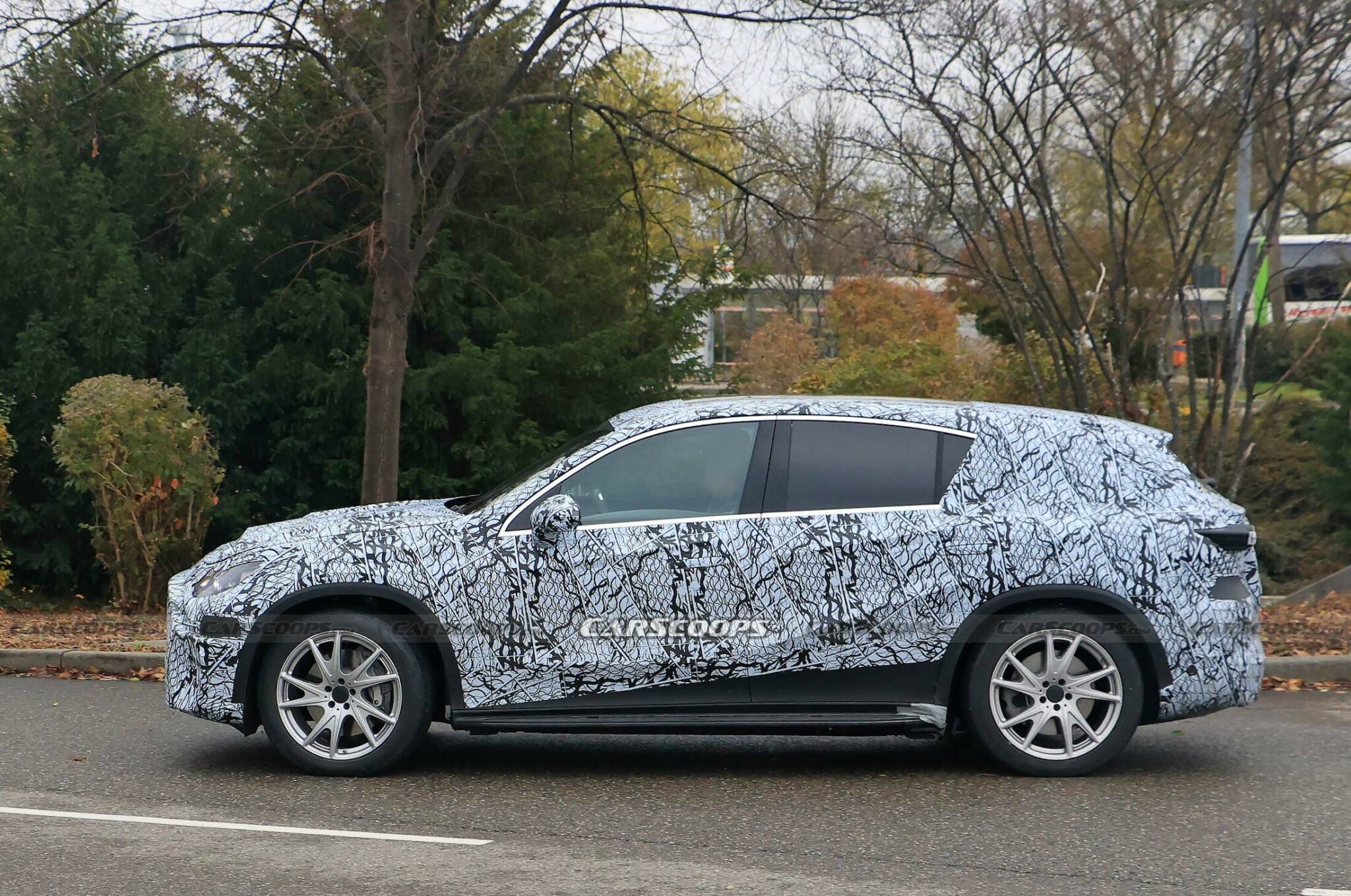 2026 Mercedes EQC SUV Limbering Up For A Fight With BMW’s Neue Klasse iX3 | Carscoops