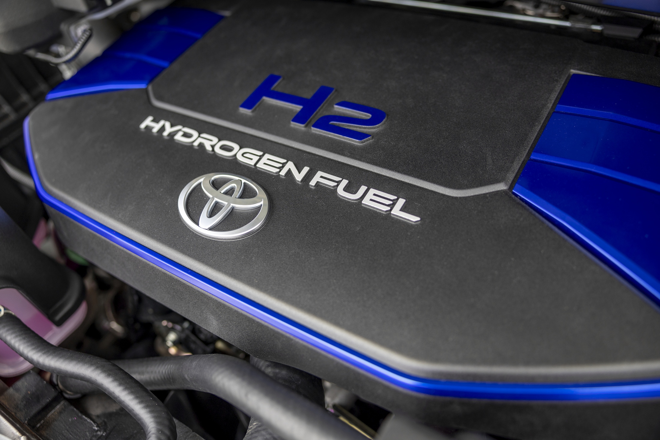 Toyota Is Developing Hydrogen Powertrains For The Land Cruiser And The ...