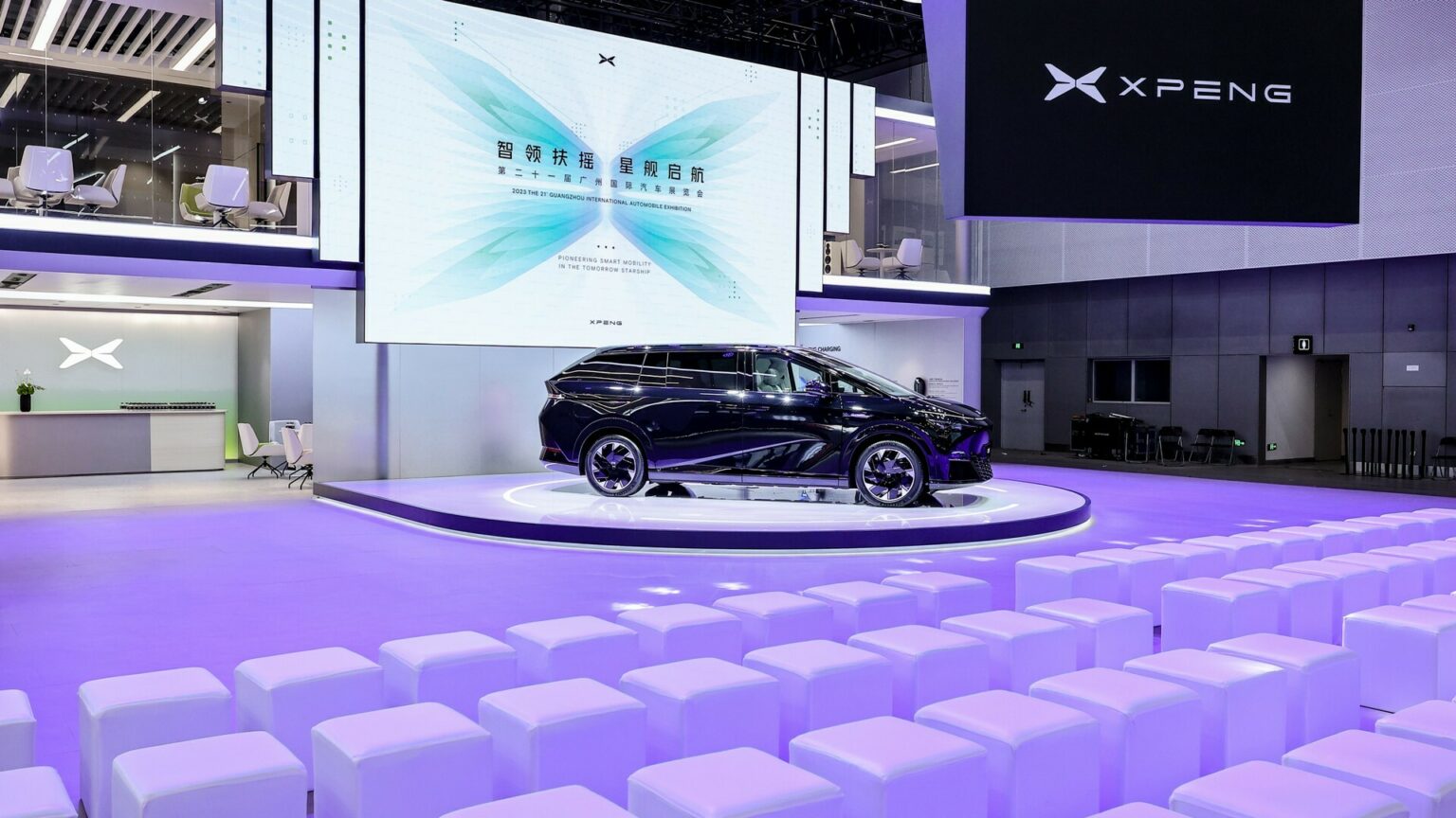 Xpeng X9 Debuts As Another Electric, Luxury Van For China | Carscoops