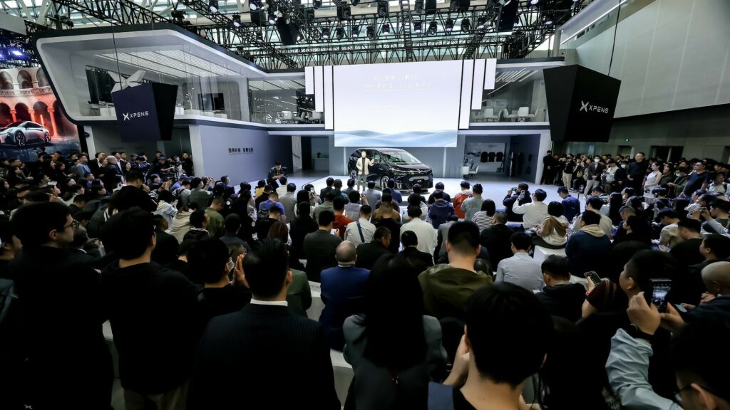 Xpeng X9 Debuts As Another Electric, Luxury Van For China | Carscoops